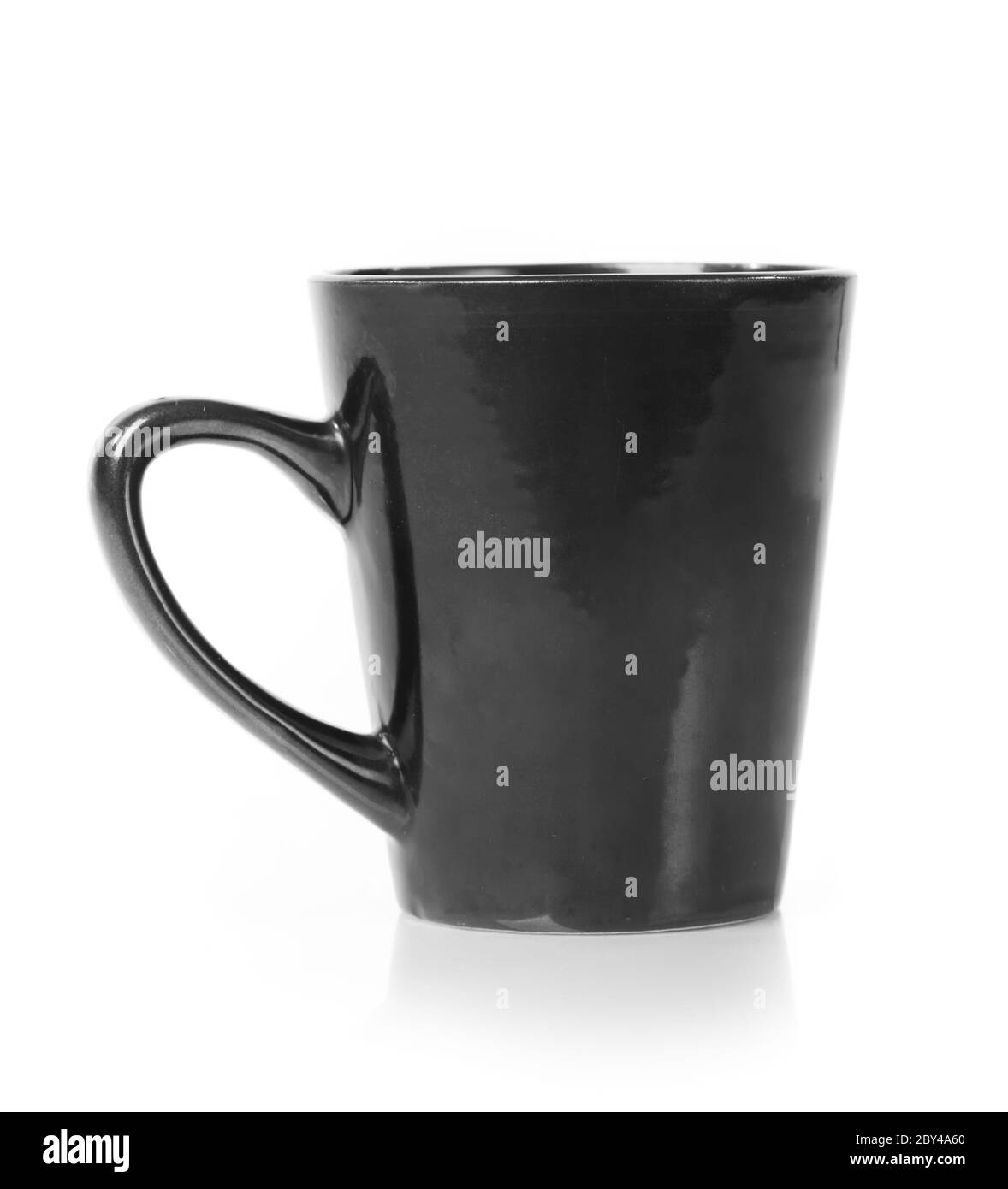 Black cup isolated Stock Photo - Alamy