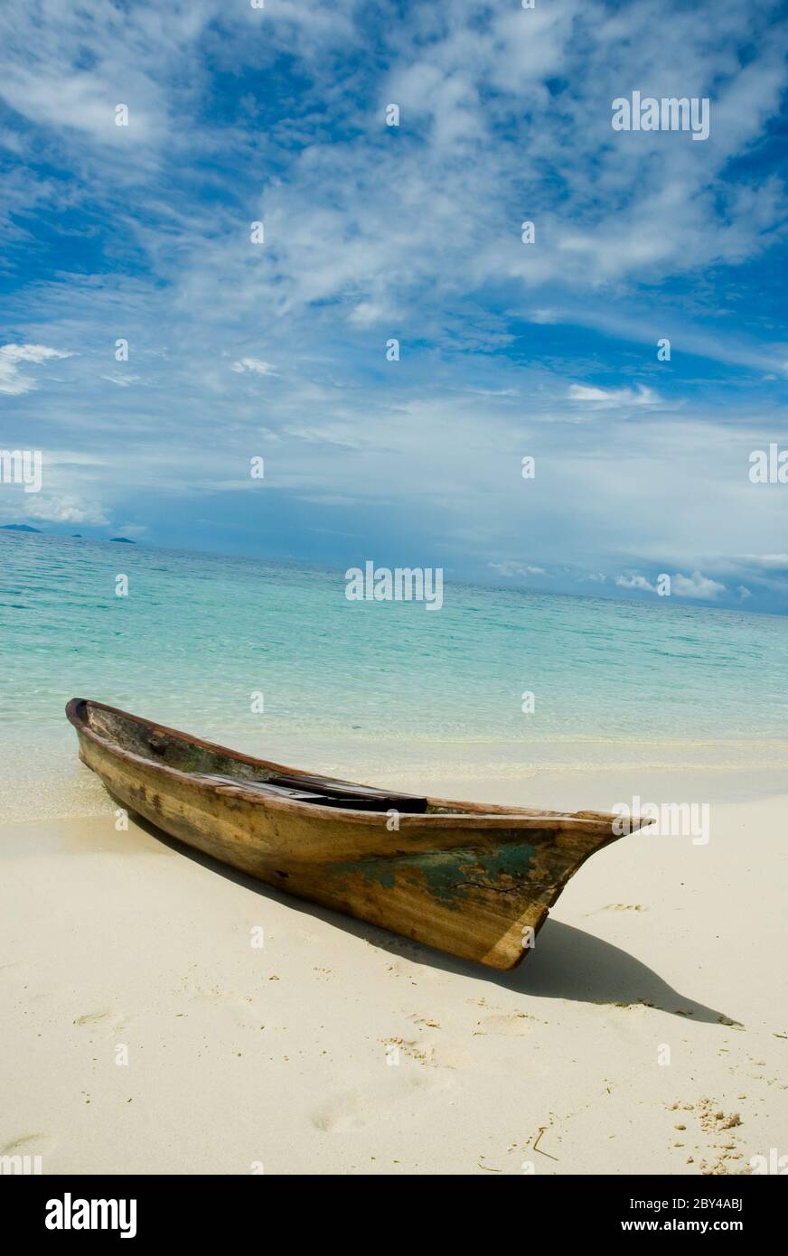 traditional boat of sea gypsies Stock Photo - Alamy