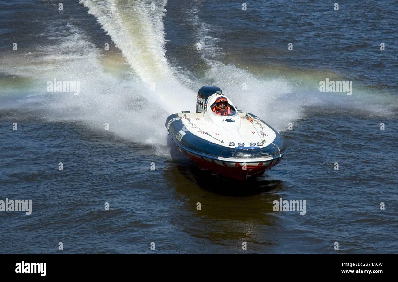 Highspeed boat hi-res stock photography and images - Alamy