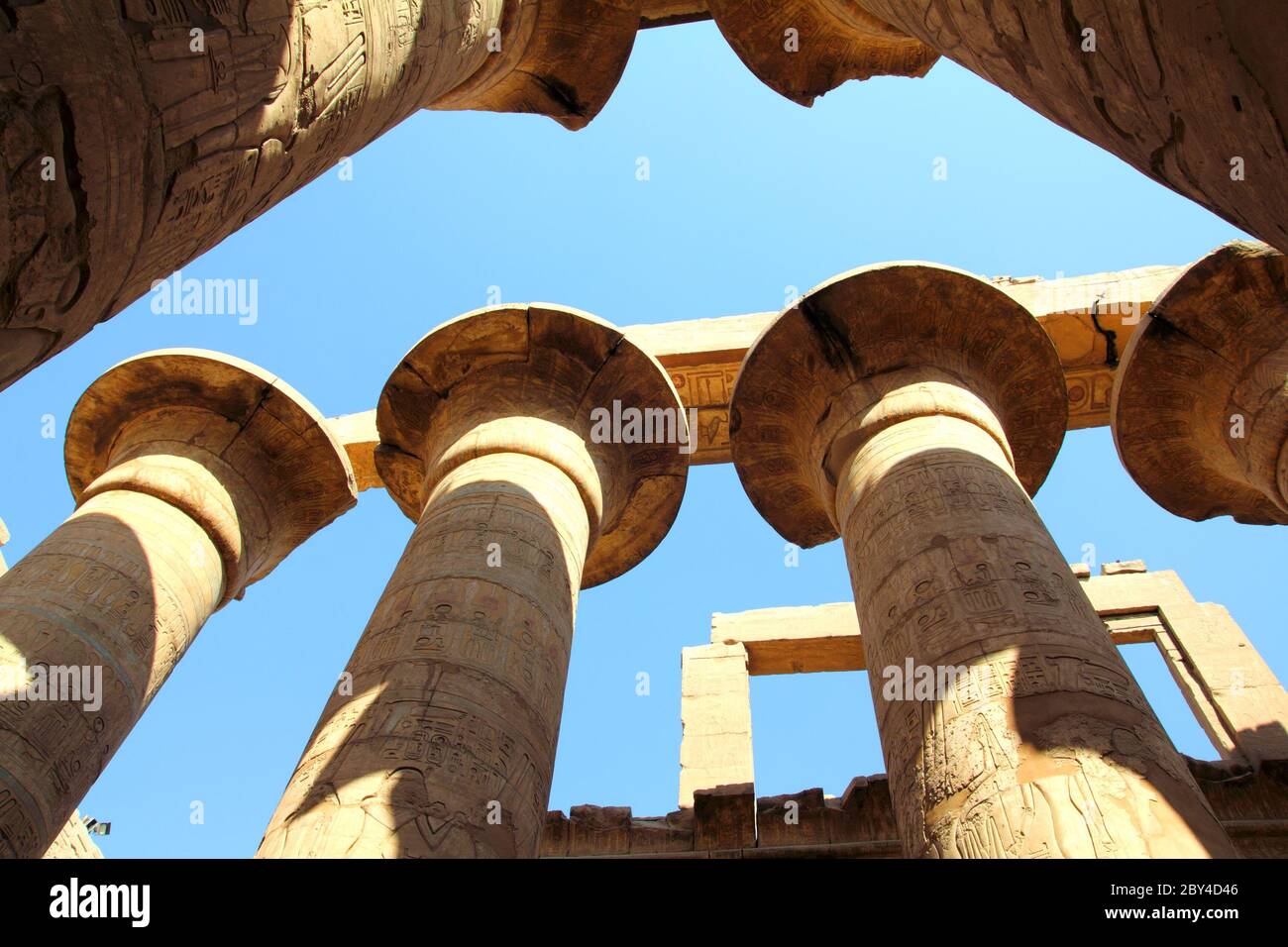 Karnak columns hi-res stock photography and images - Alamy