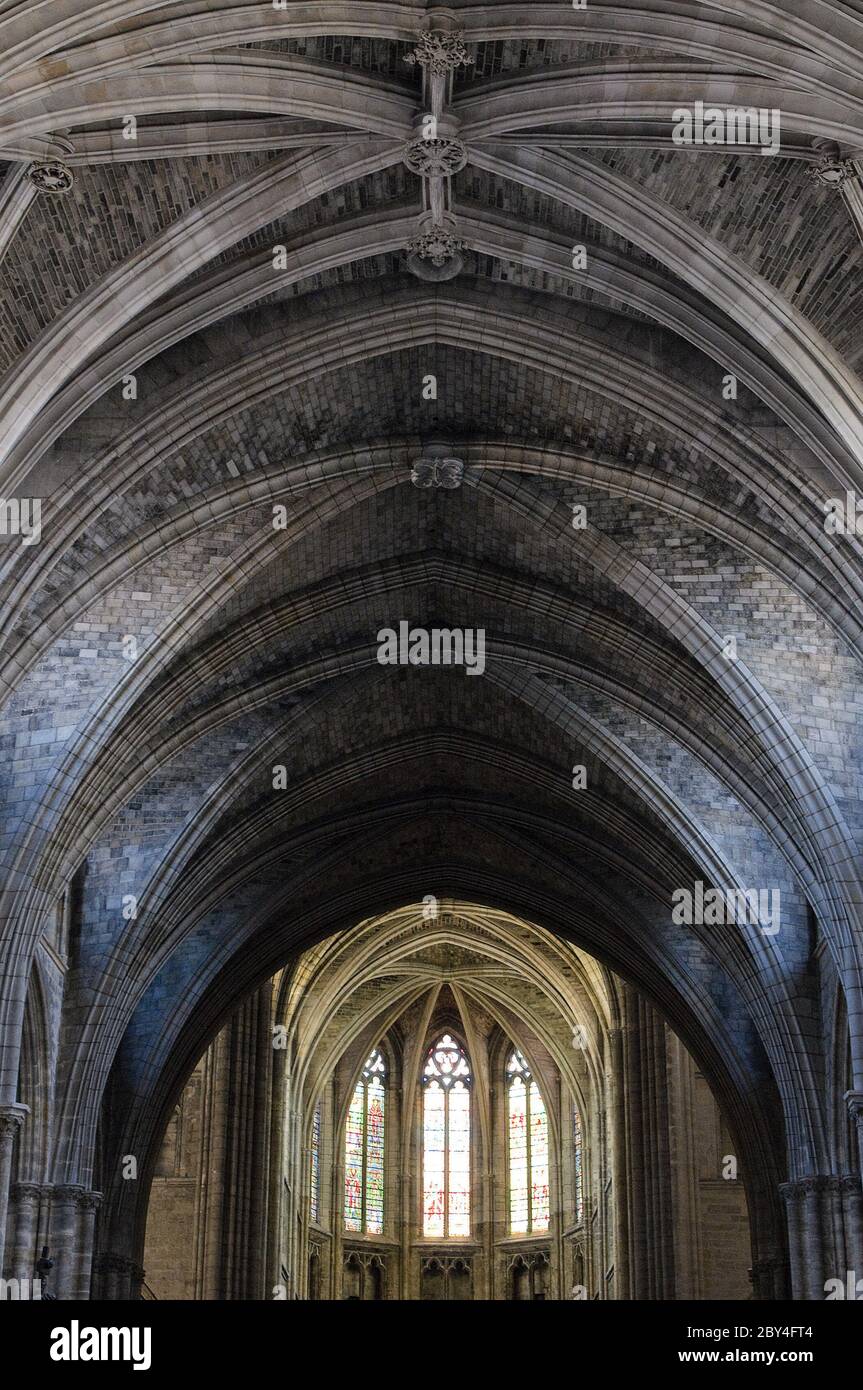 Dome of gothic cathedral Stock Photo - Alamy
