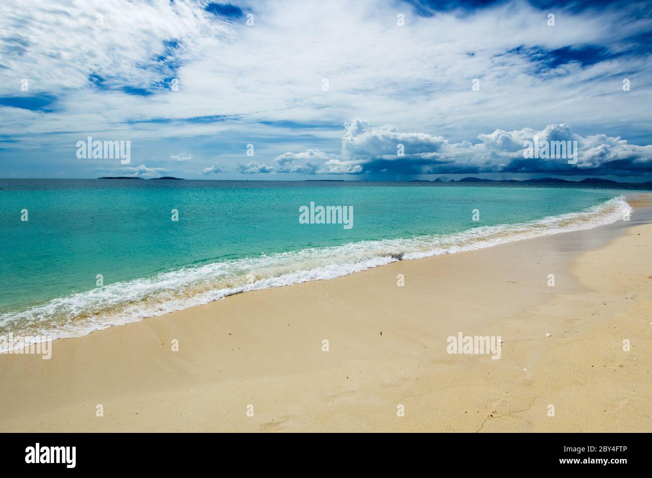Tropical scenery hi-res stock photography and images - Alamy