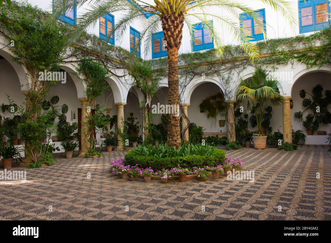 Typical andalusian courtyard hi-res stock photography and images - Alamy
