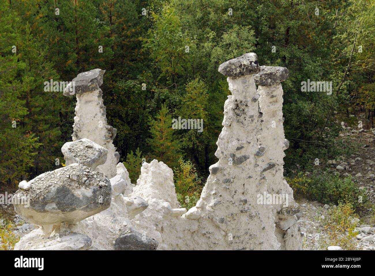 Line of priests hi-res stock photography and images - Alamy