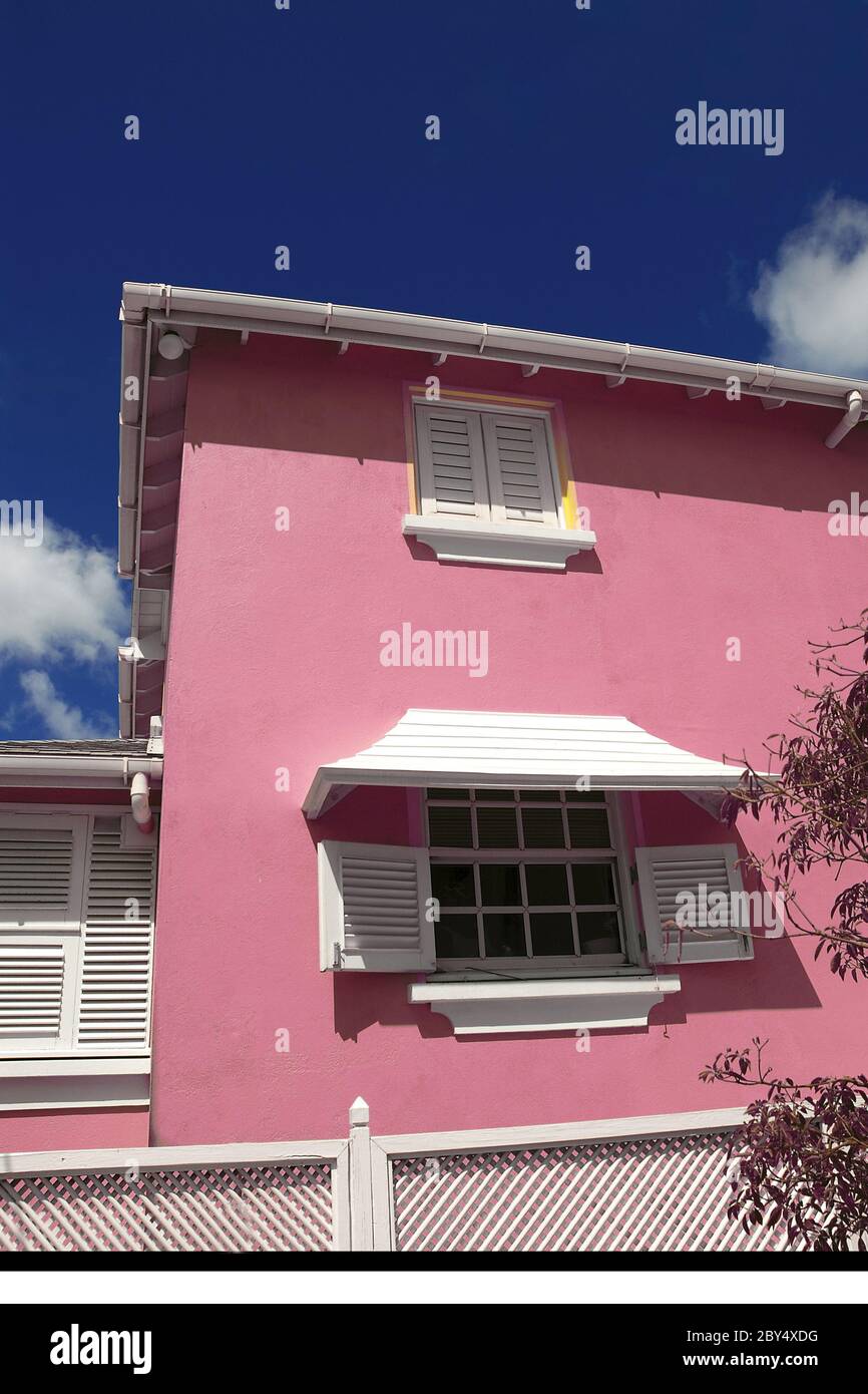 Pink colored house hi-res stock photography and images - Alamy