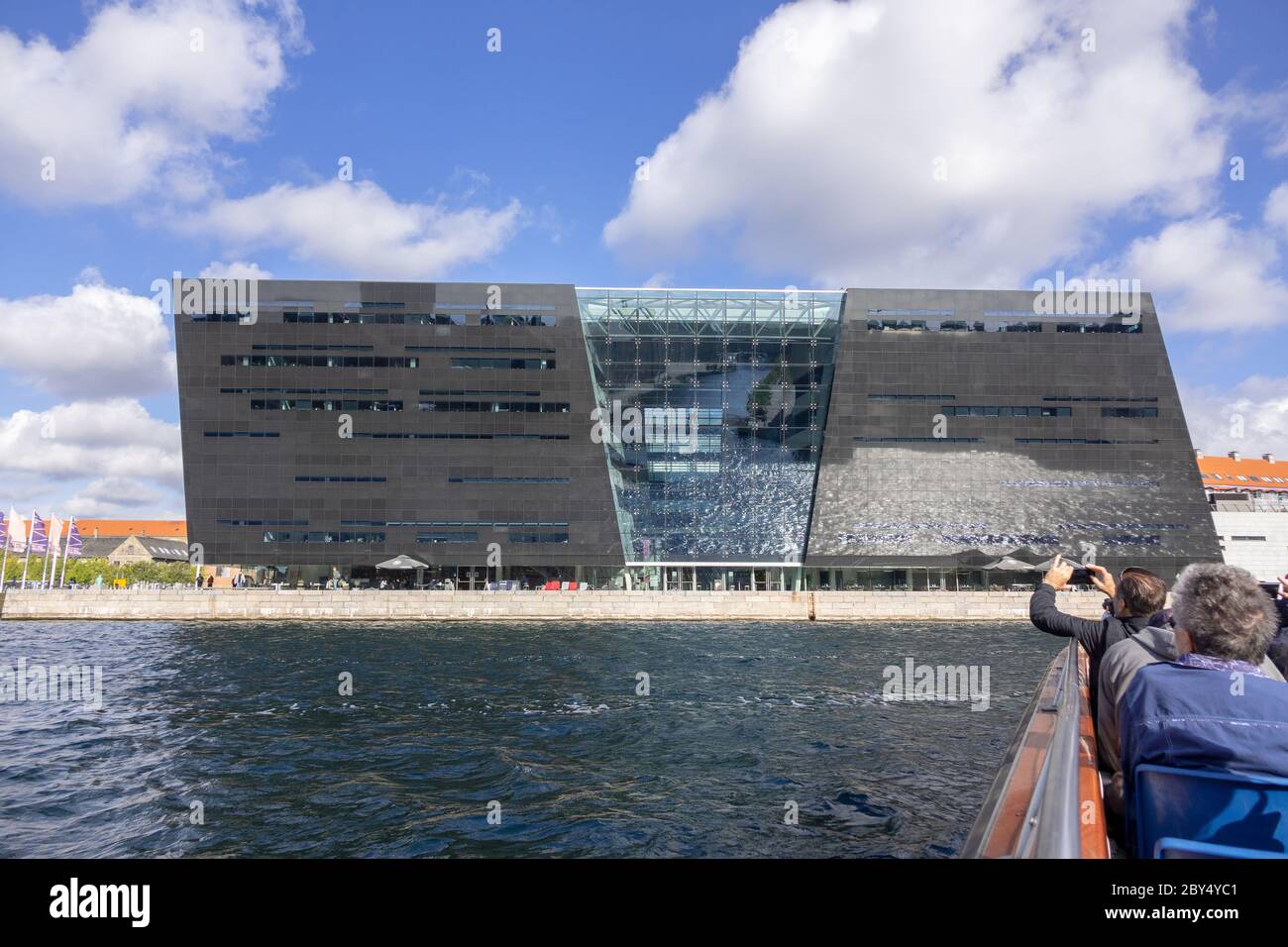 The Royal Danish Library The Black Diamond At The Inner Harbour ...