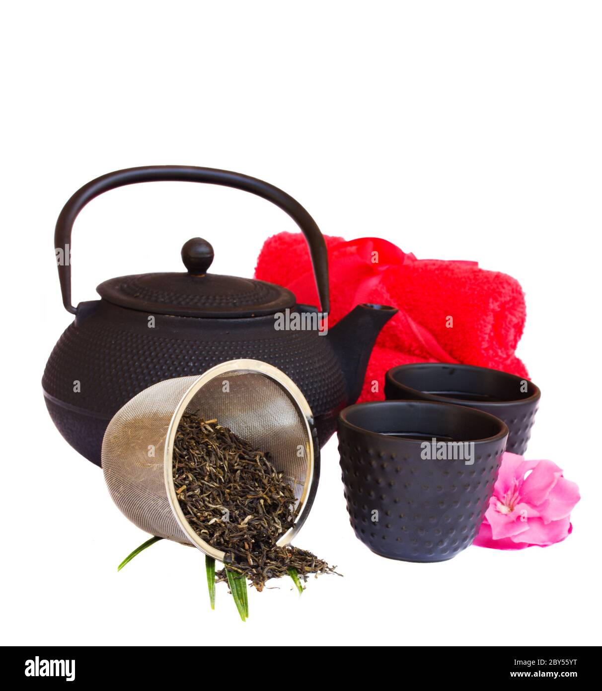 asian tea set with raw tea Stock Photo - Alamy