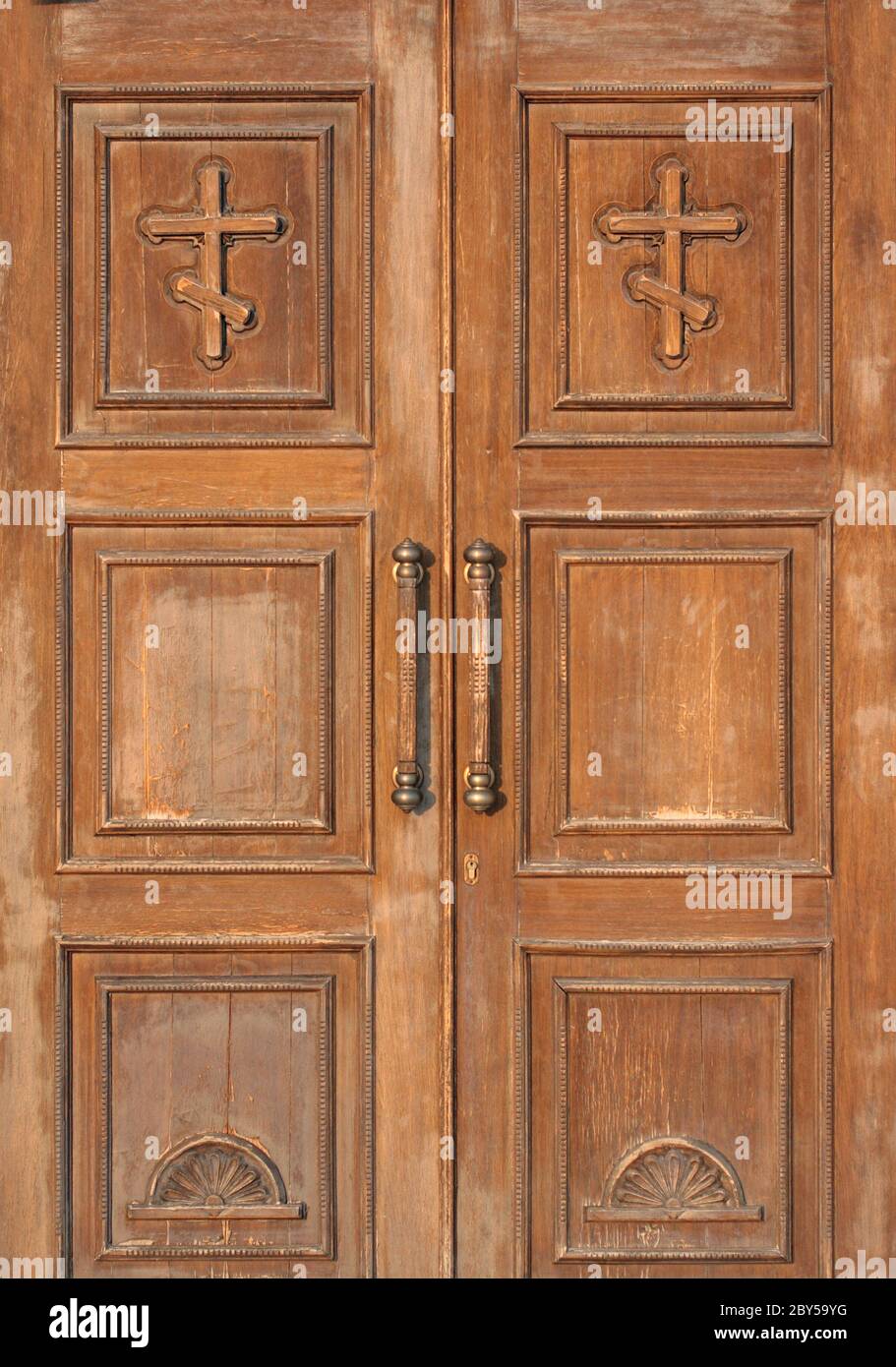 Wooden church doors hi-res stock photography and images - Alamy
