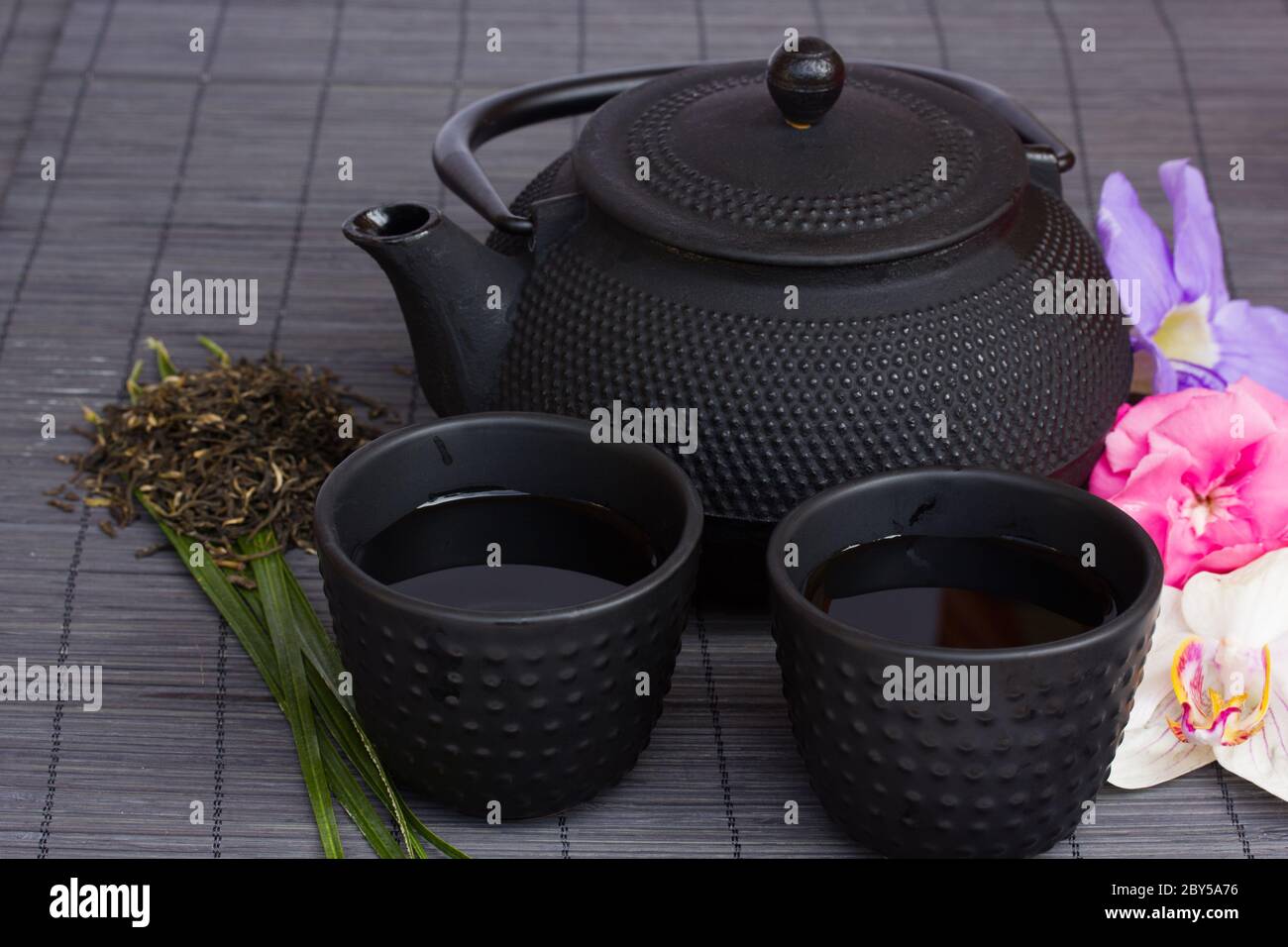 asian tea set Stock Photo - Alamy