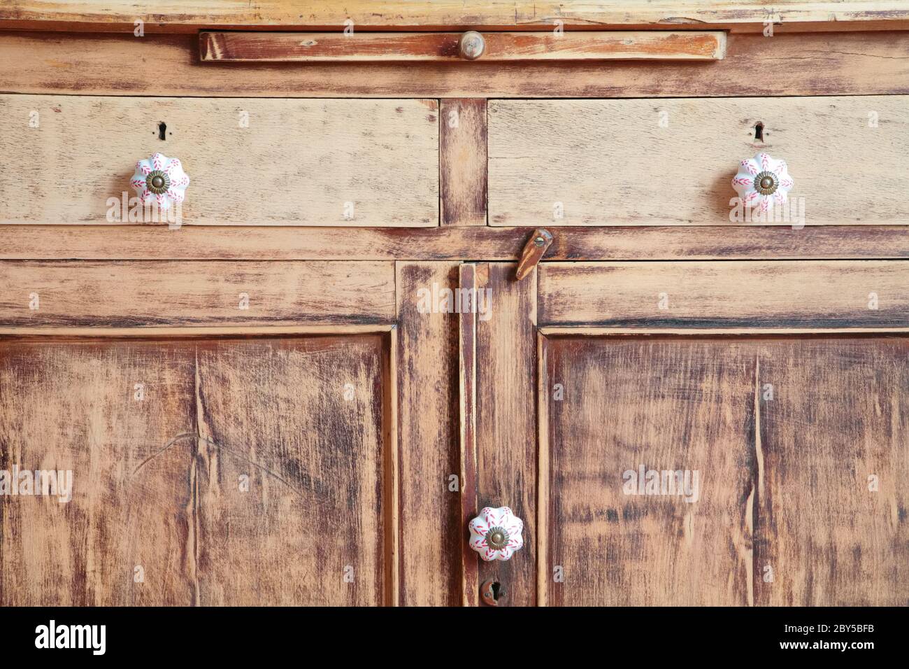 Closet texture hi-res stock photography and images - Alamy