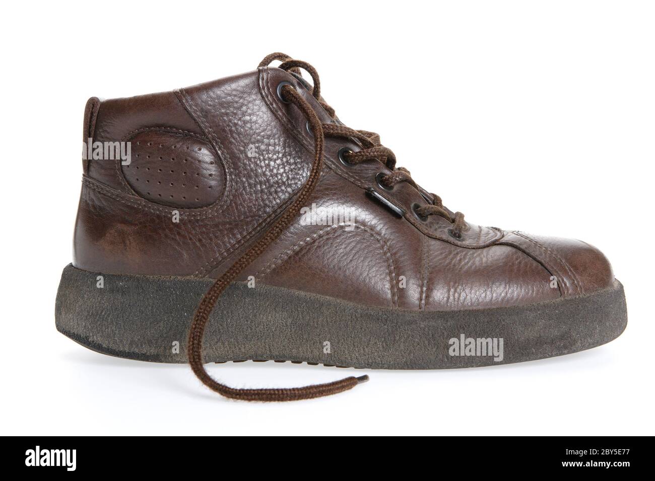 Old brown shoe hi-res stock photography and images - Alamy