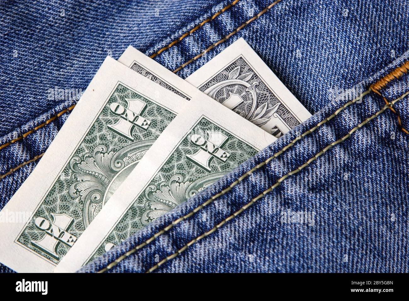 Money pocket hi-res stock photography and images - Alamy
