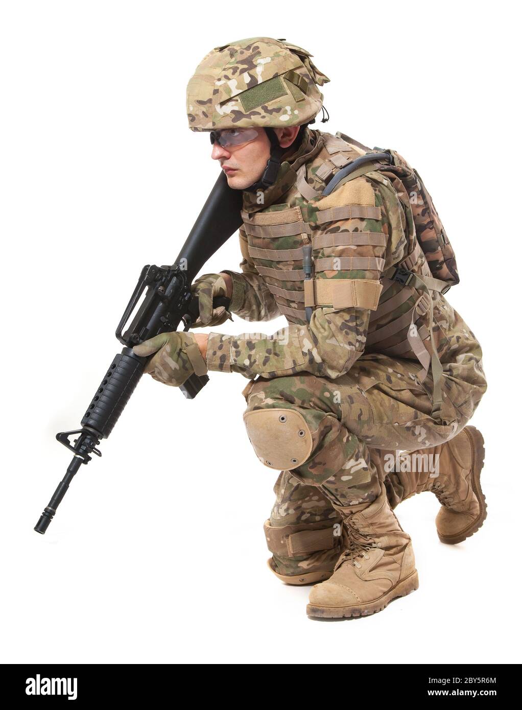 Modern soldier with rifle Stock Photo - Alamy