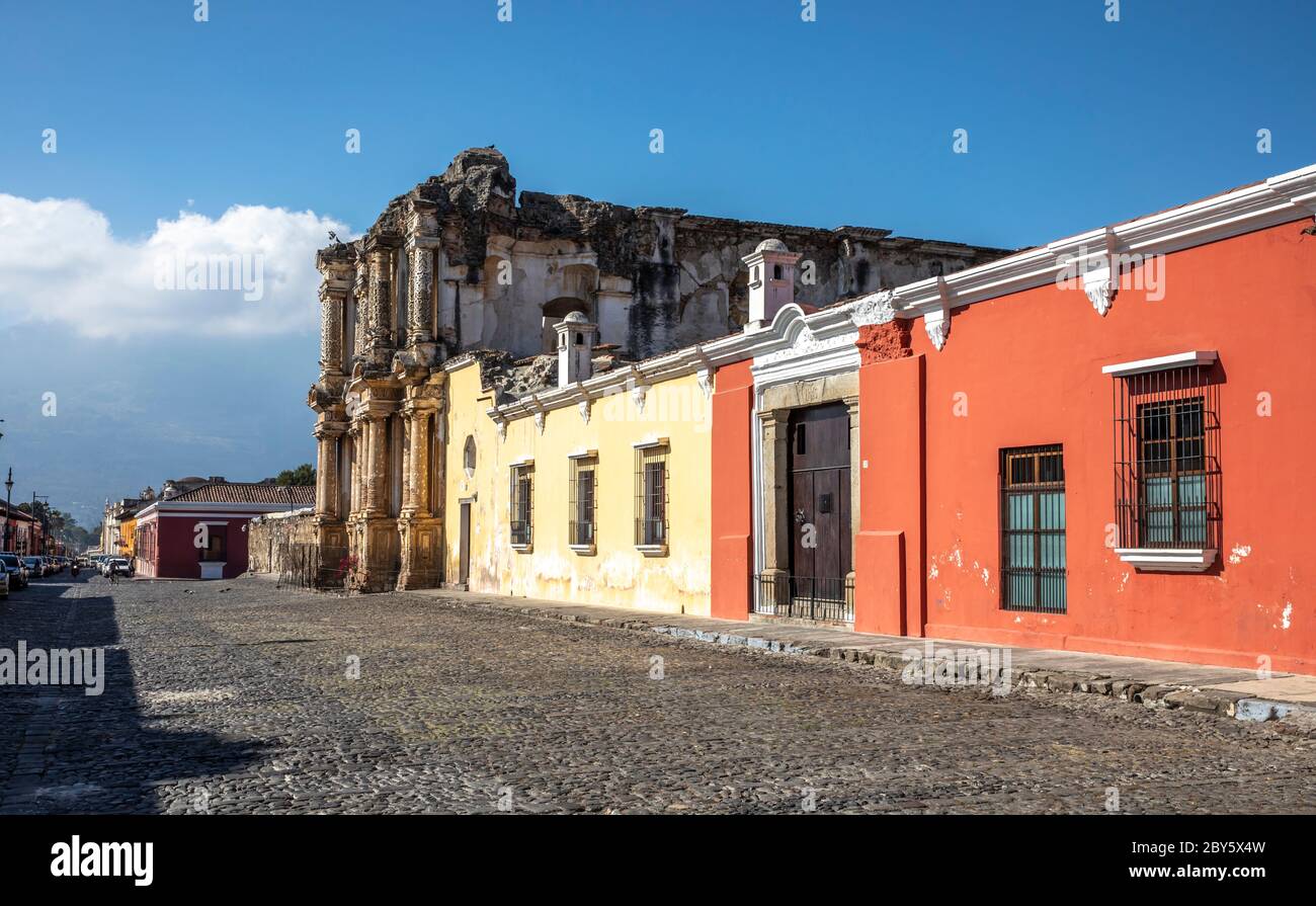 Antigua, Guatemala, 28th February 2020: colorful buildings of colonial ...