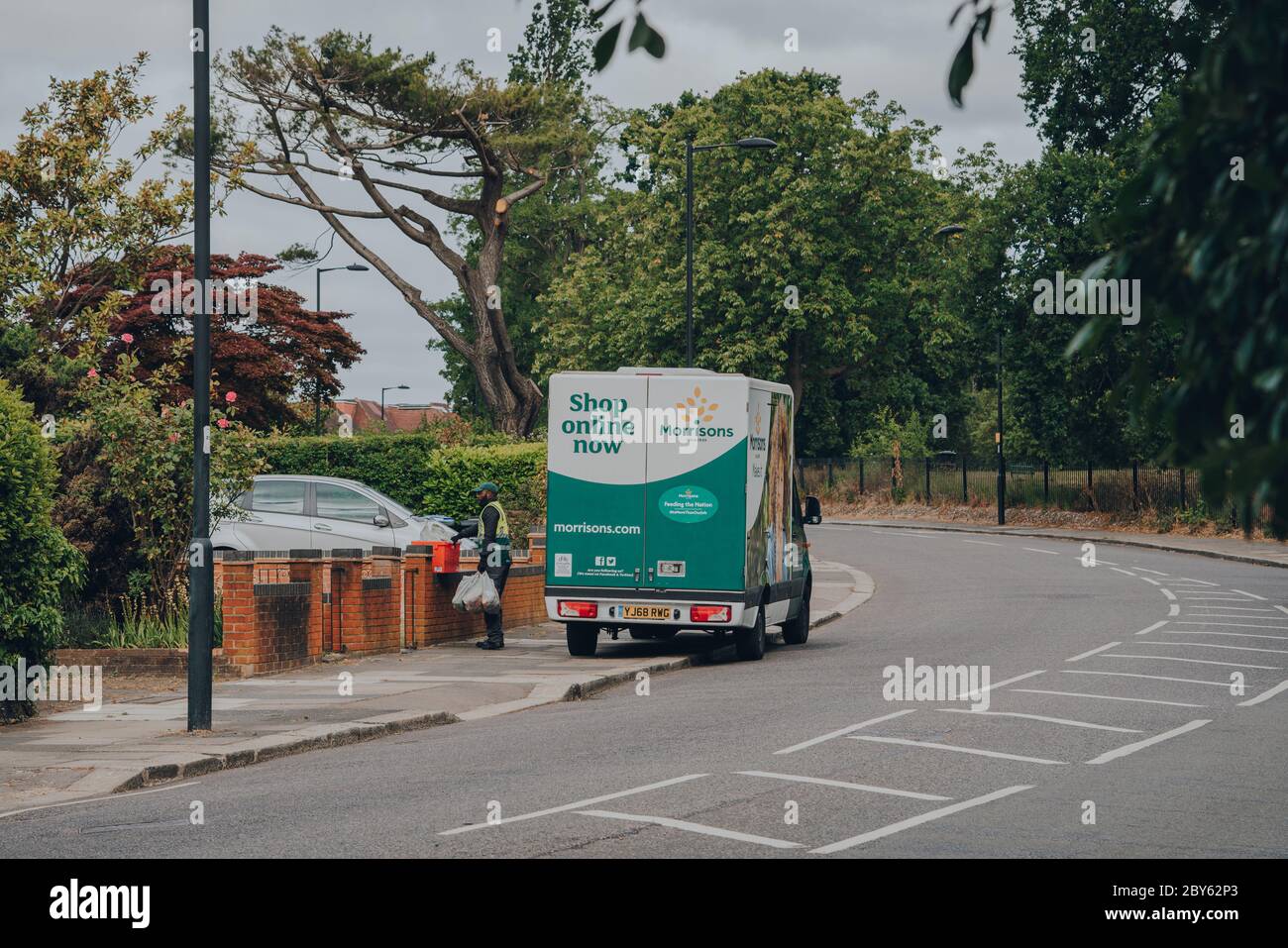 Morrisons delivery truck hi-res stock photography and images - Alamy