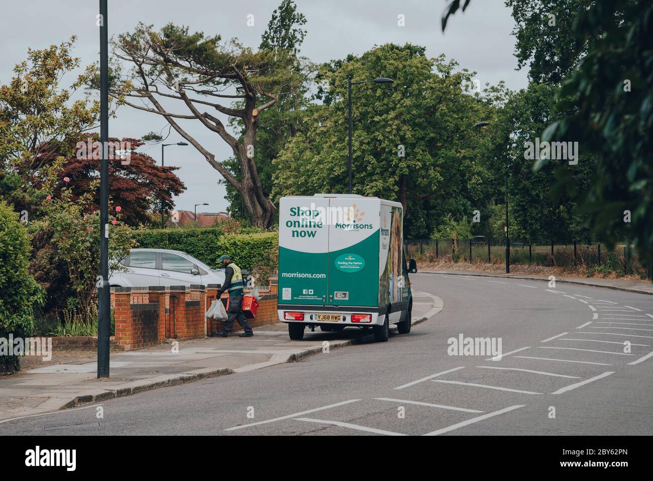 Morrisons delivery truck hi-res stock photography and images - Alamy