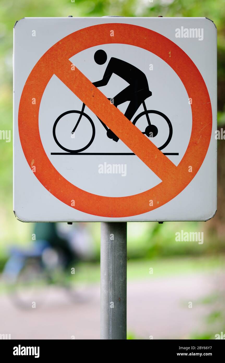 Caution Cyclist High Resolution Stock Photography and Images - Alamy