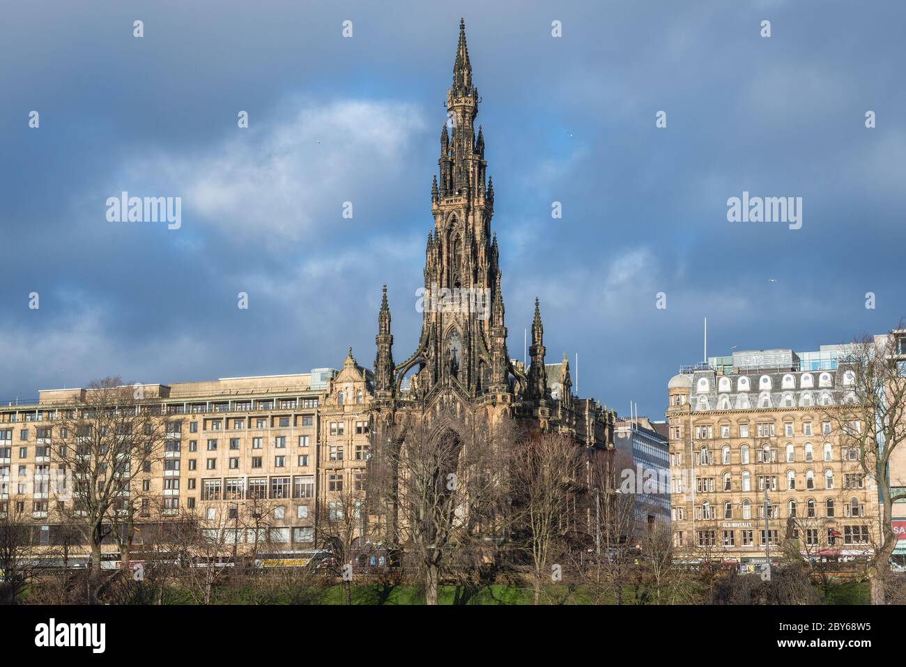 Victorian architecture gothic scottish hi-res stock photography and ...