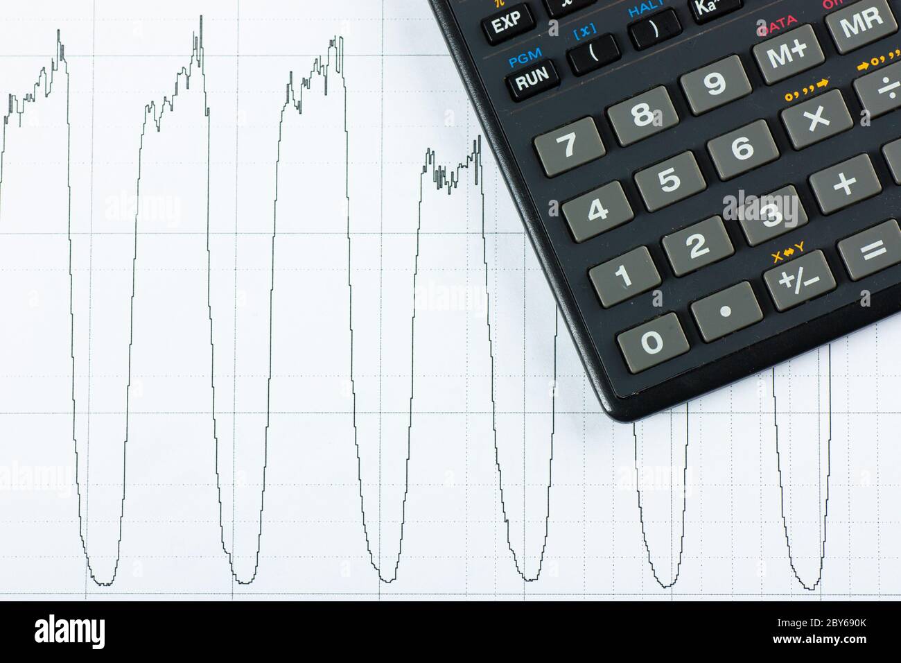 Calculator line graph hi-res stock photography and images - Alamy