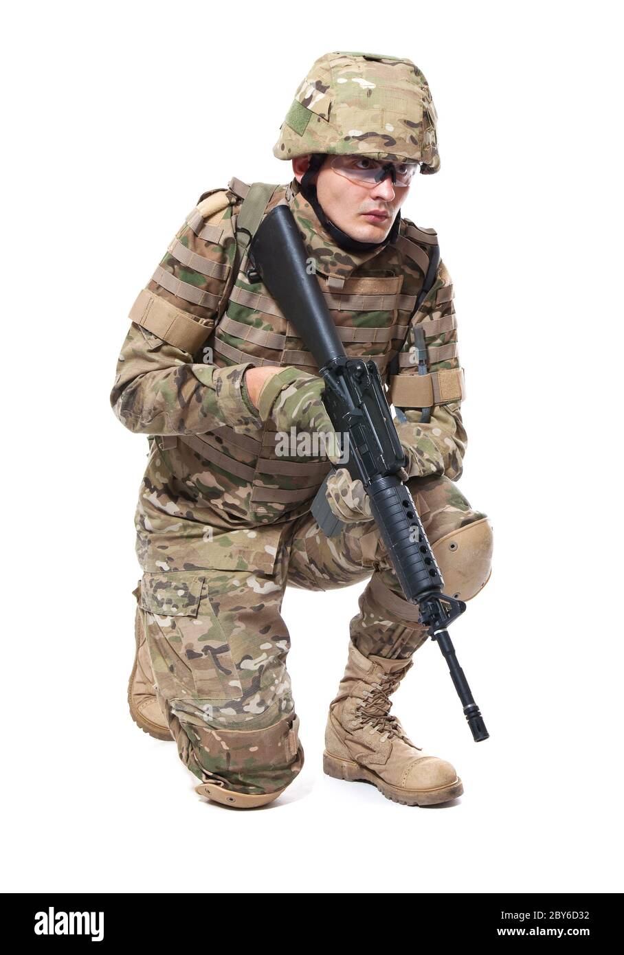 Modern soldier with rifle Stock Photo - Alamy