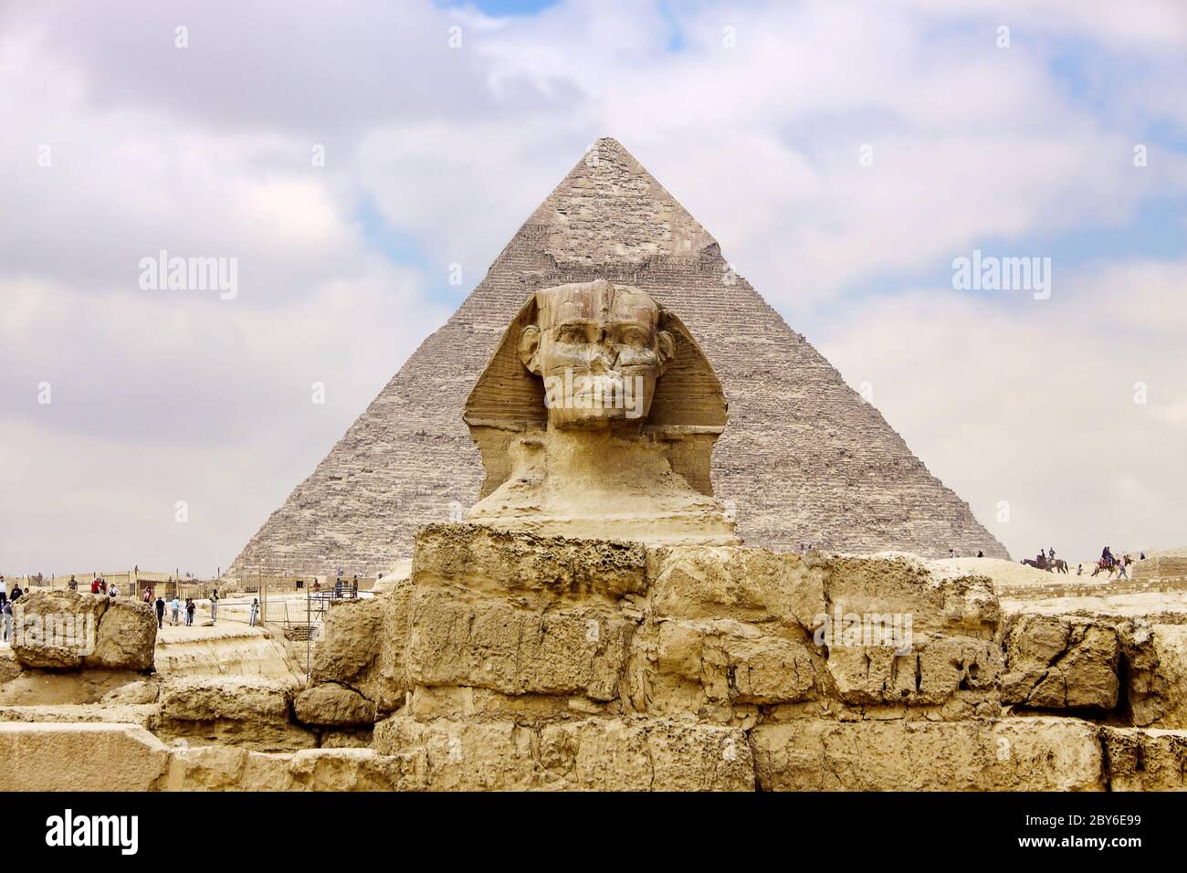 Sphinx and the Great Pyramid Stock Photo - Alamy