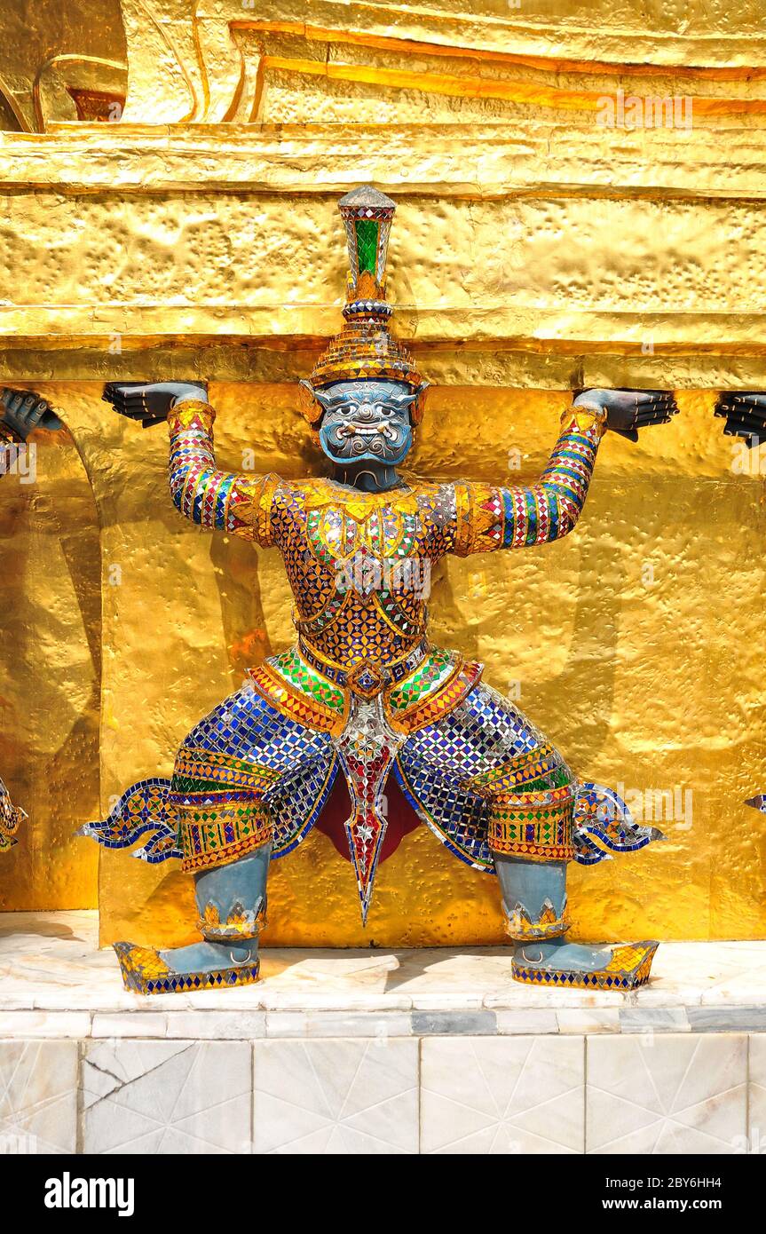 Giant at The temple in the Grand palace area Stock Photo - Alamy