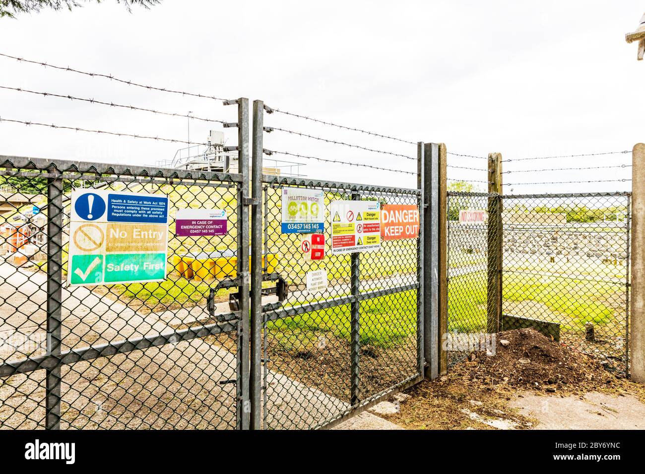Health and safety signs hi-res stock photography and images - Alamy