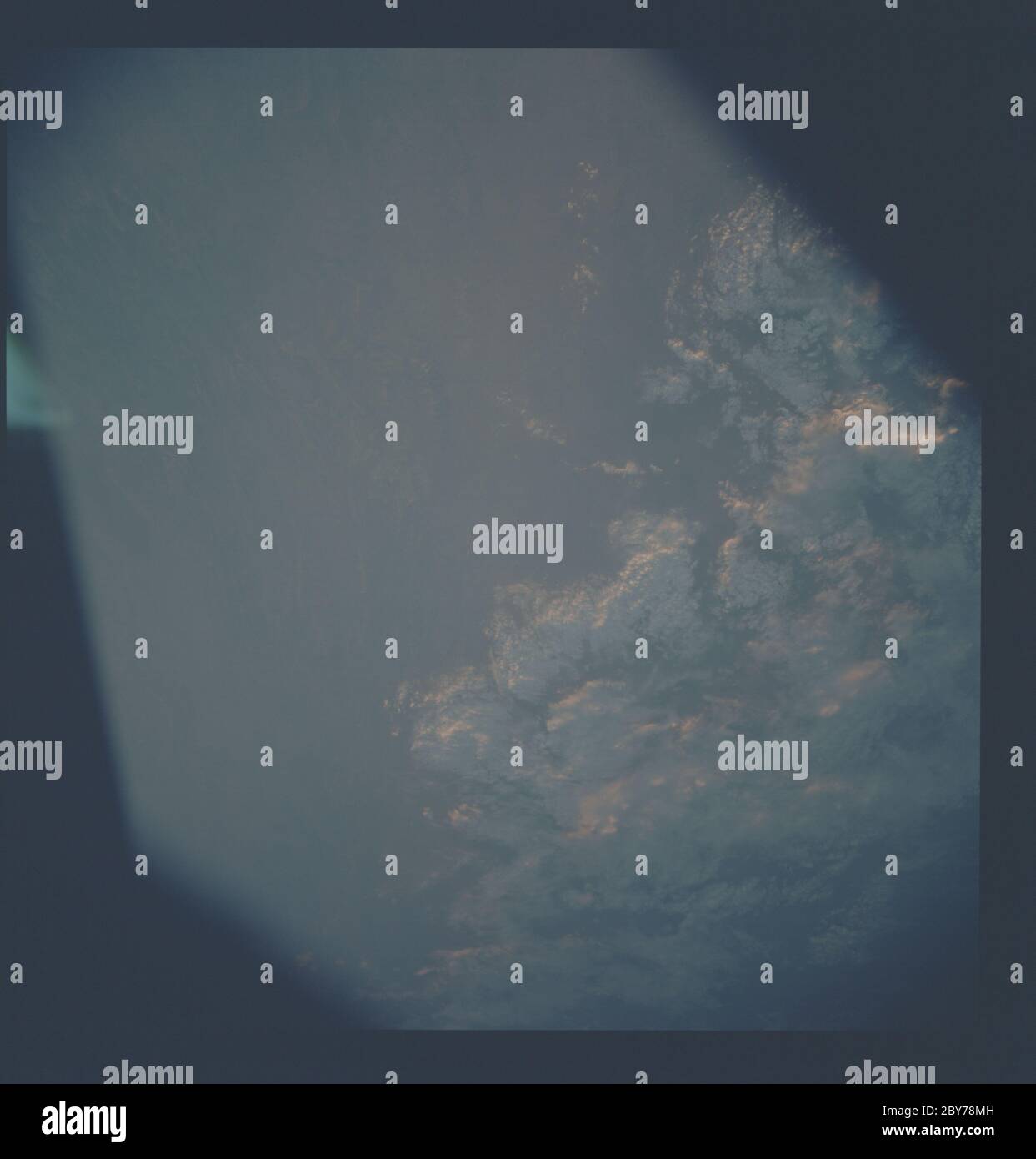 AST-24-1997 - Apollo Soyuz Test Project Stock Photo - Alamy