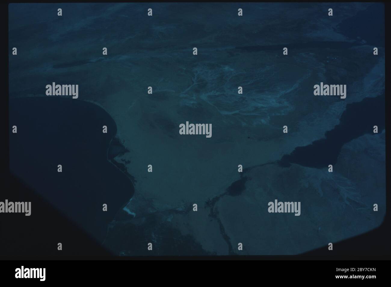 2633 mm hi-res stock photography and images - Alamy
