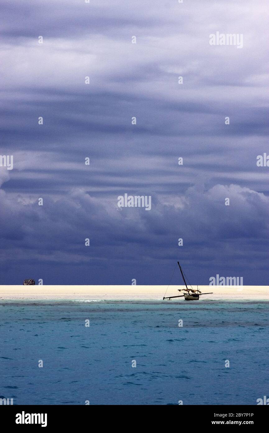 Piragua madagascar hi-res stock photography and images - Alamy