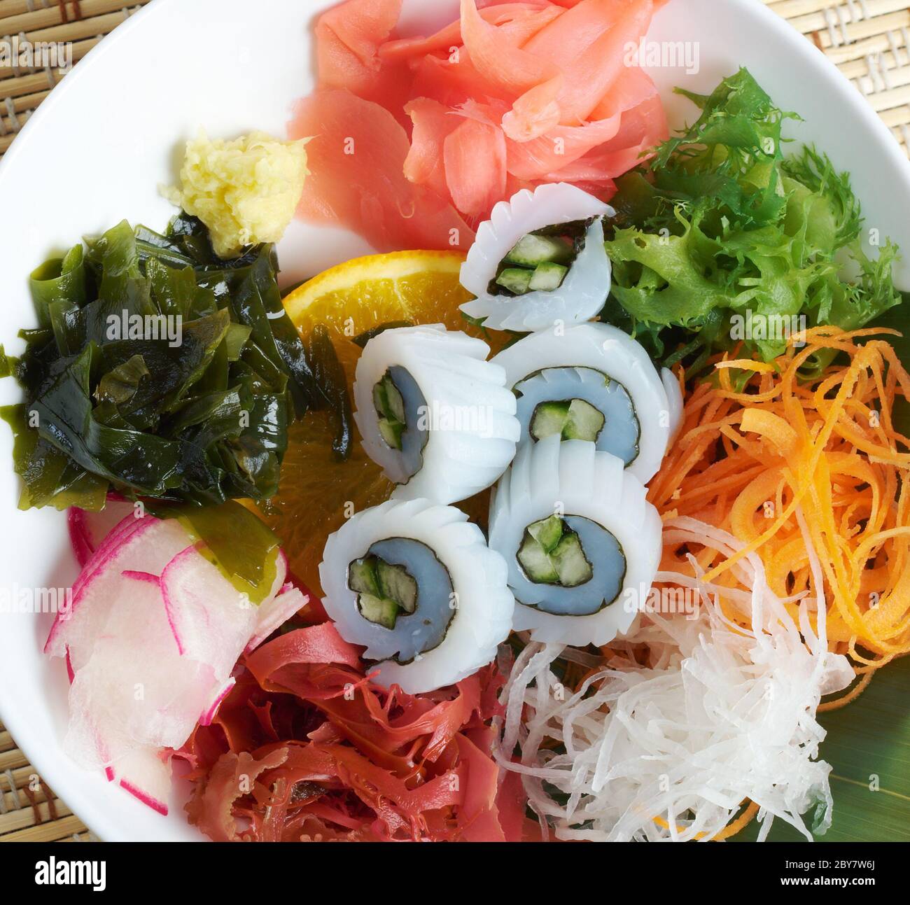 mix salad seaweed Stock Photo - Alamy