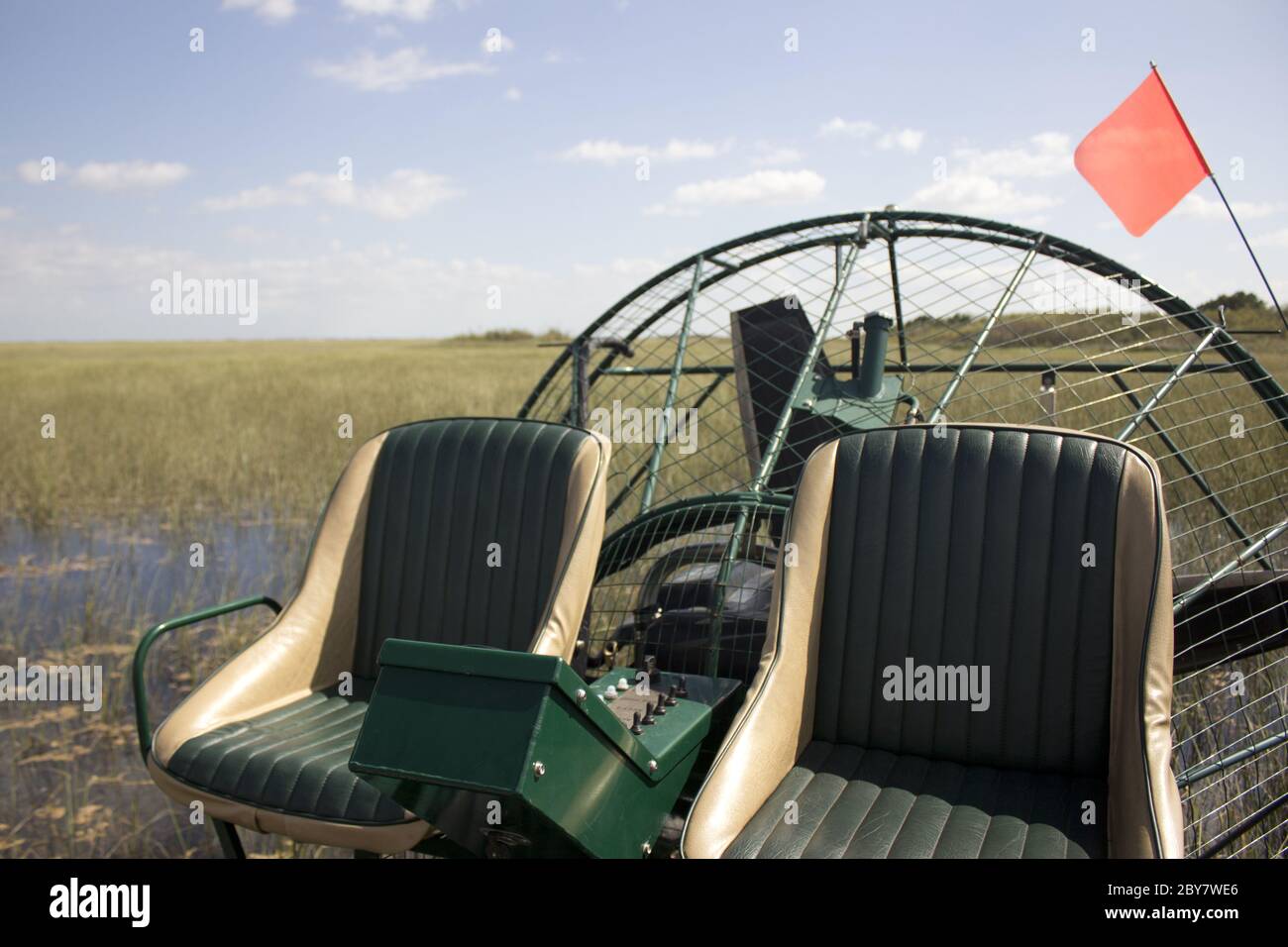 Everglades Swamp Air Boat Airboat motorboat Stock Photo - Alamy Everglades Swamp Air Boat Airboat motorboat Stock Photo - Alamy