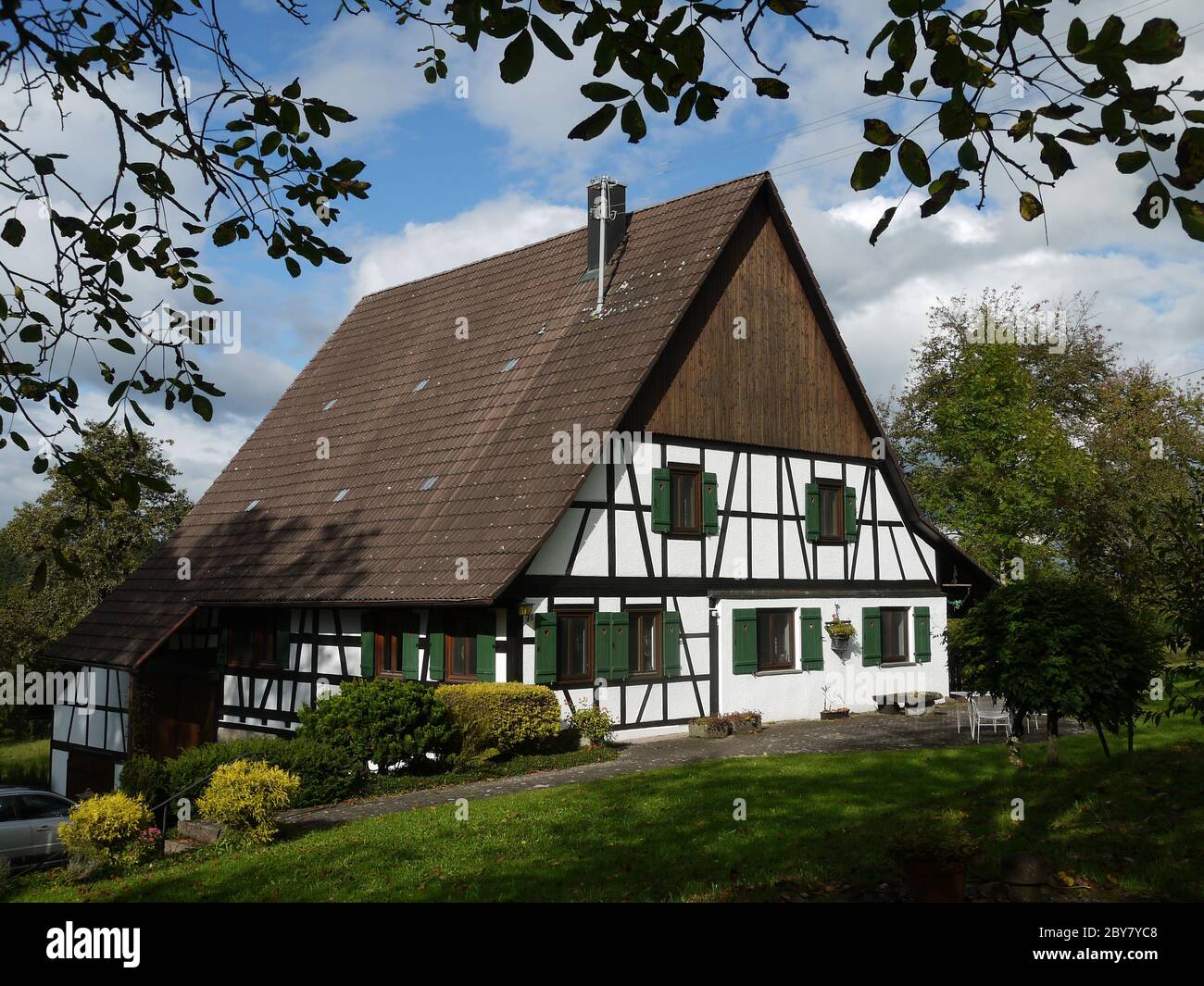 Timber frame house renovated hi-res stock photography and images - Alamy