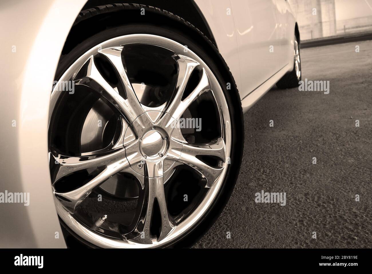 Car wheel spin hi-res stock photography and images - Alamy