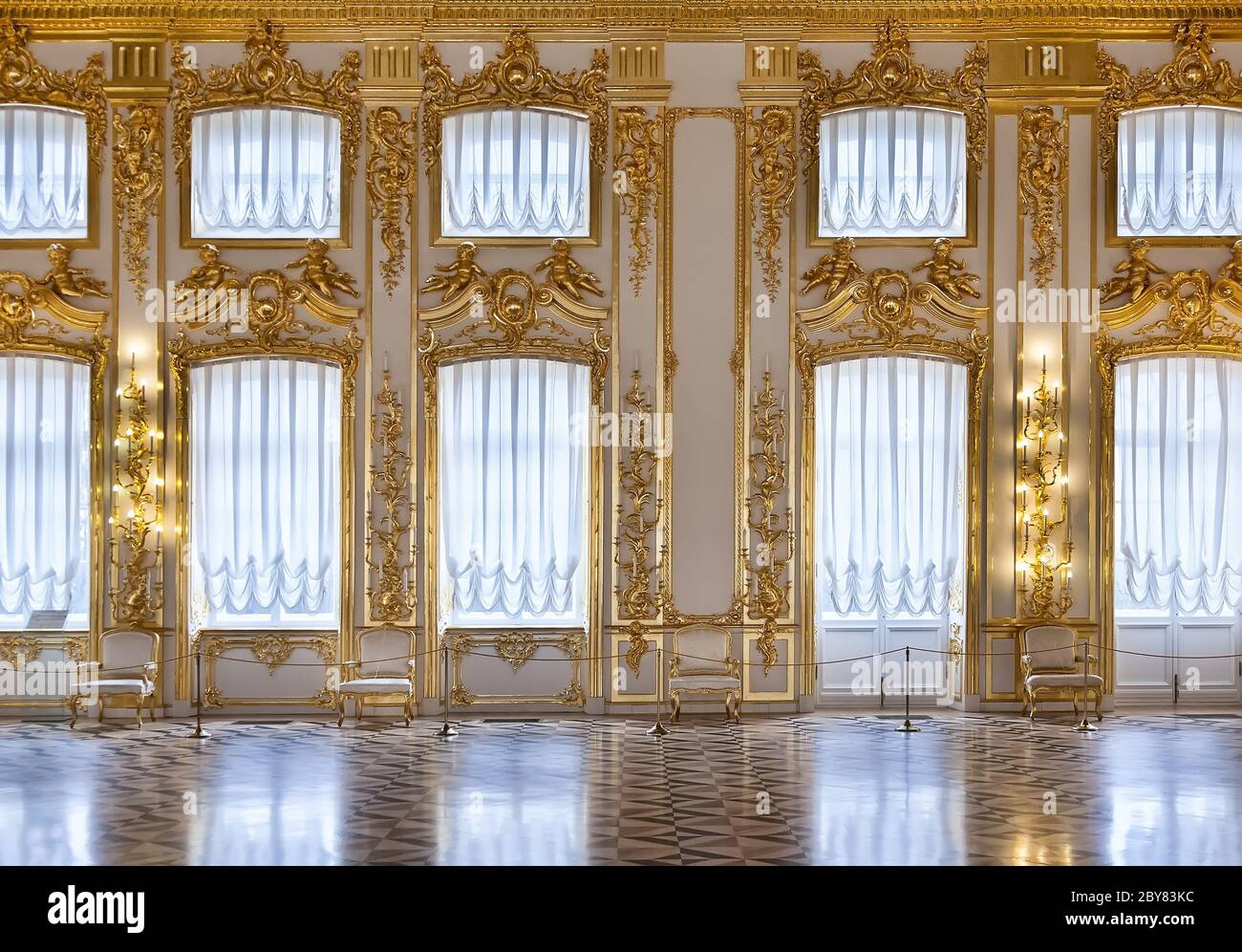 The windows of the hall of gold Stock Photo - Alamy