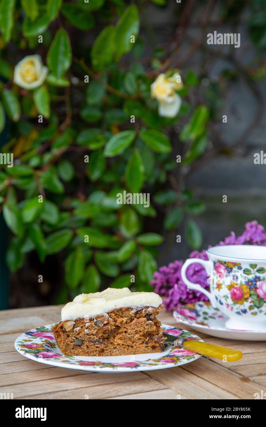 Afternoon tea outside Stock Photo - Alamy