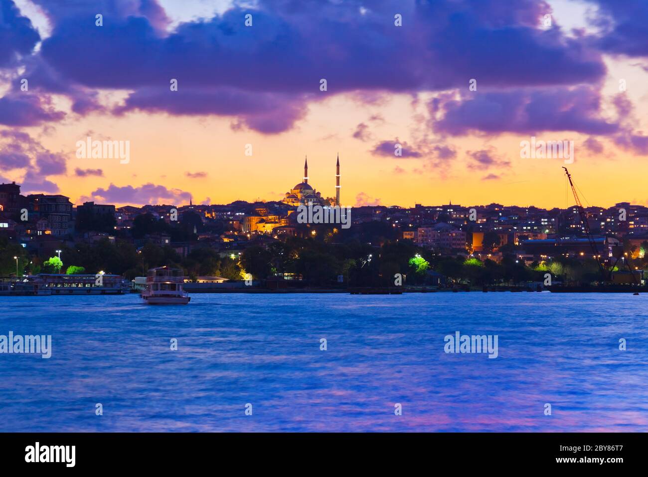 Istanbul Turkey sunset Stock Photo - Alamy