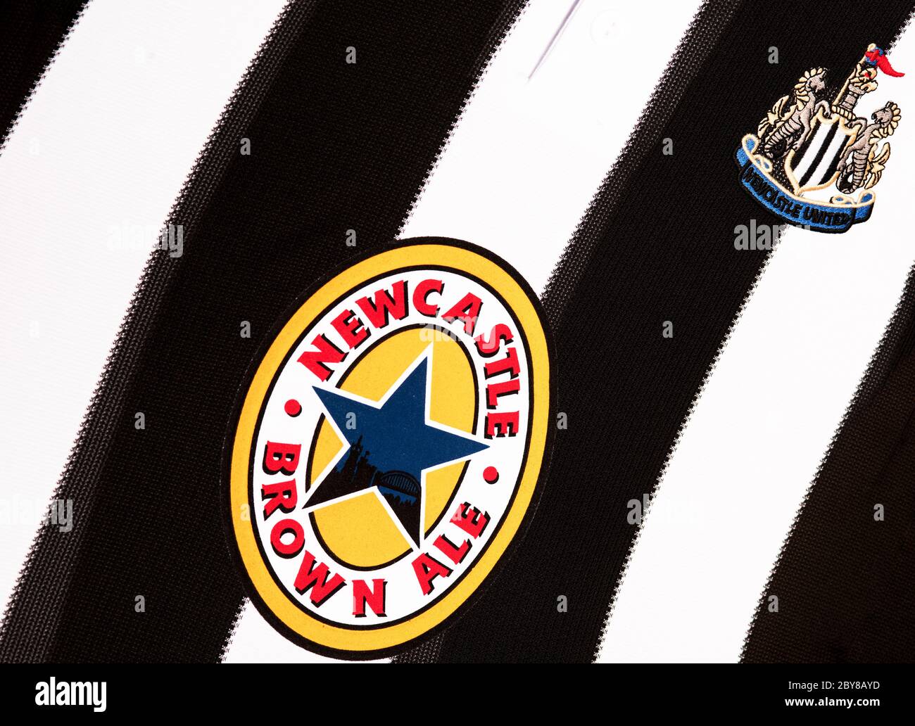Newcastle united football club logo hi-res stock photography and images ...