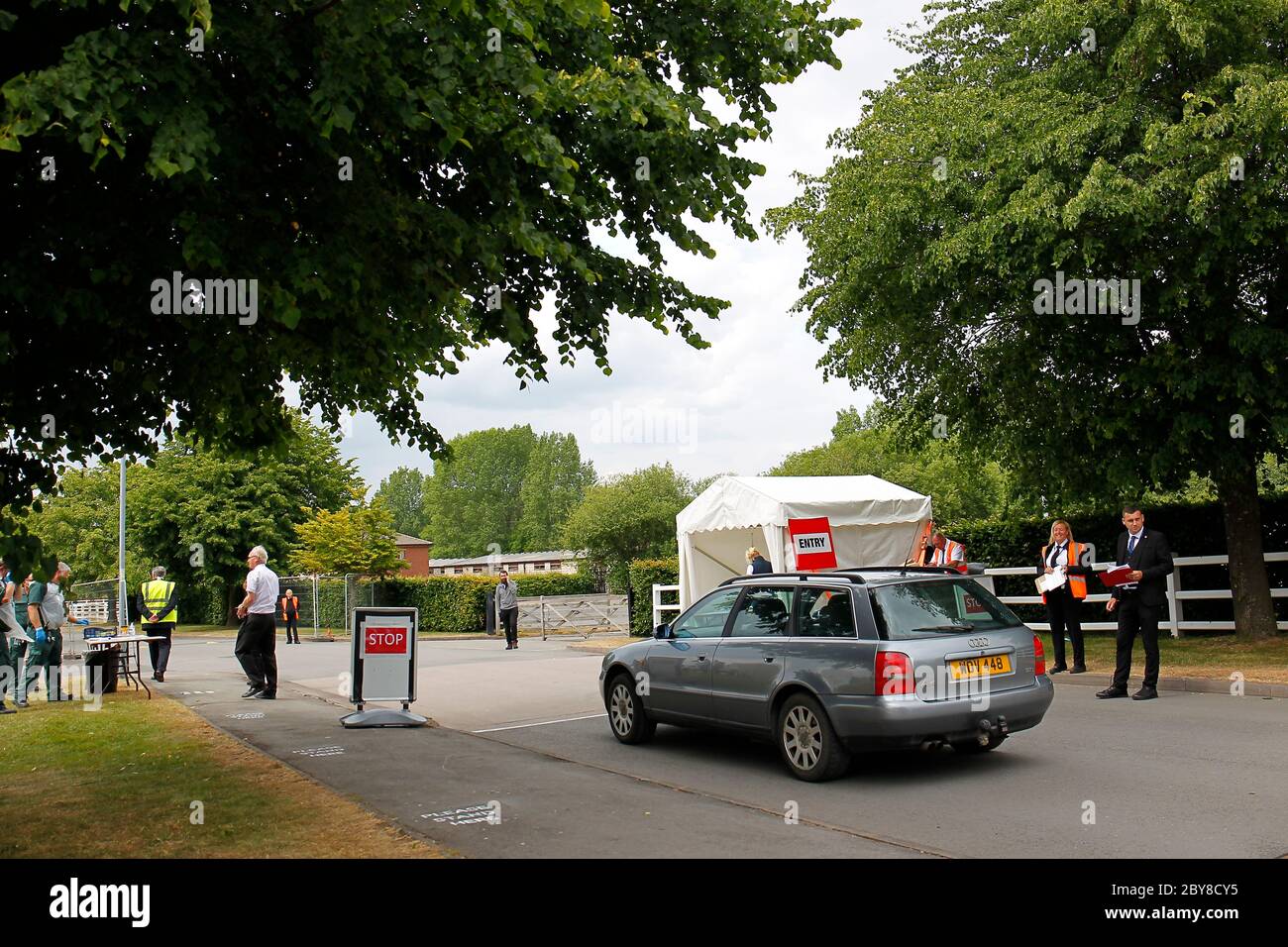 Entrance checkpoint hi-res stock photography and images - Alamy