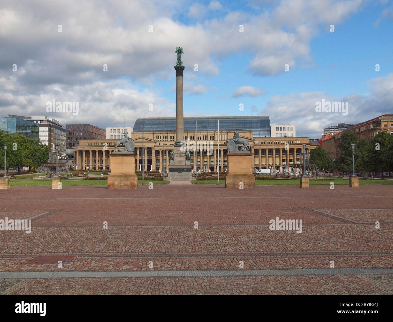 Schlossplatz (Castle square) Stuttgart Stock Photo - Alamy