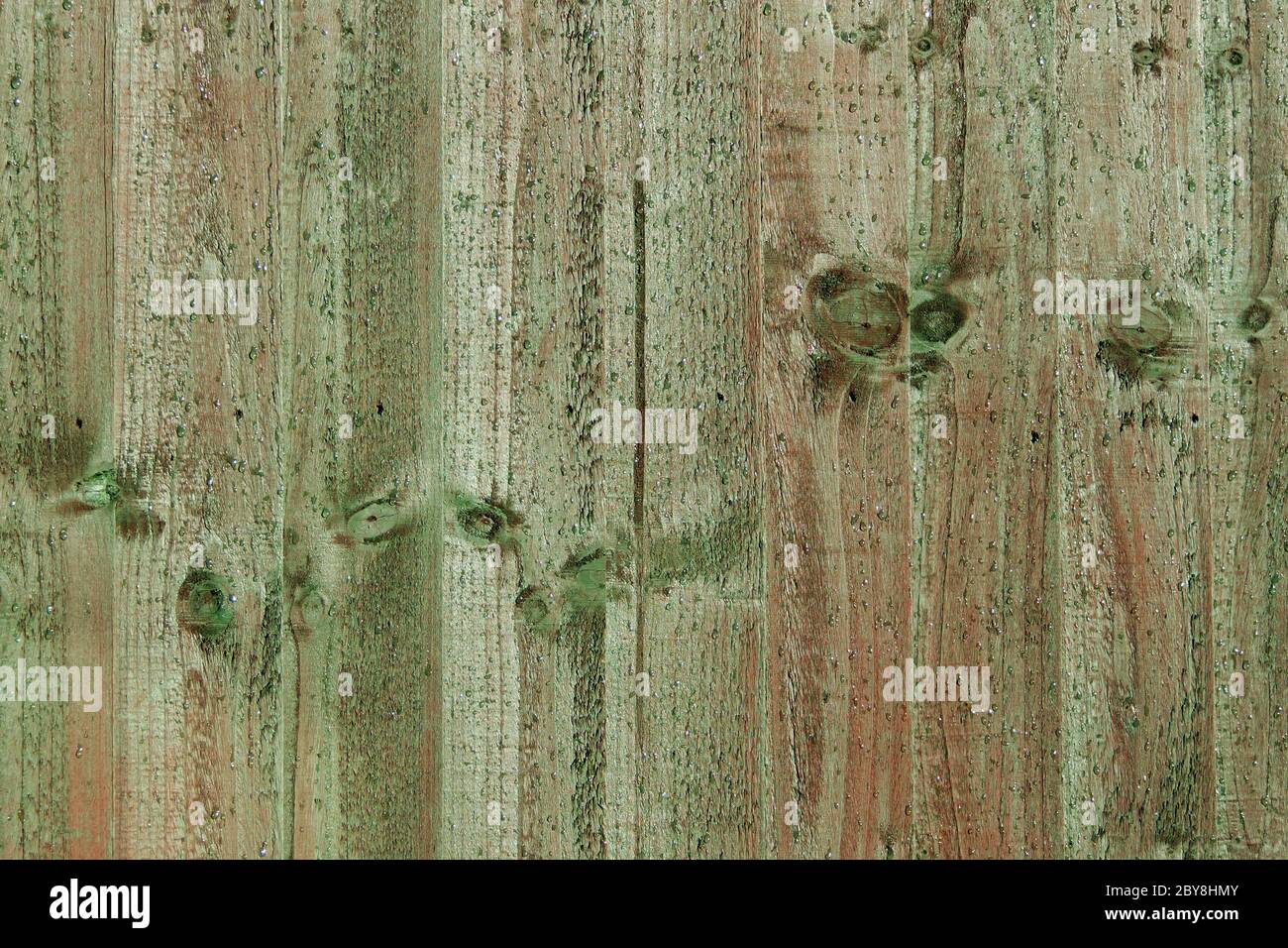 Close board fence hi-res stock photography and images - Alamy