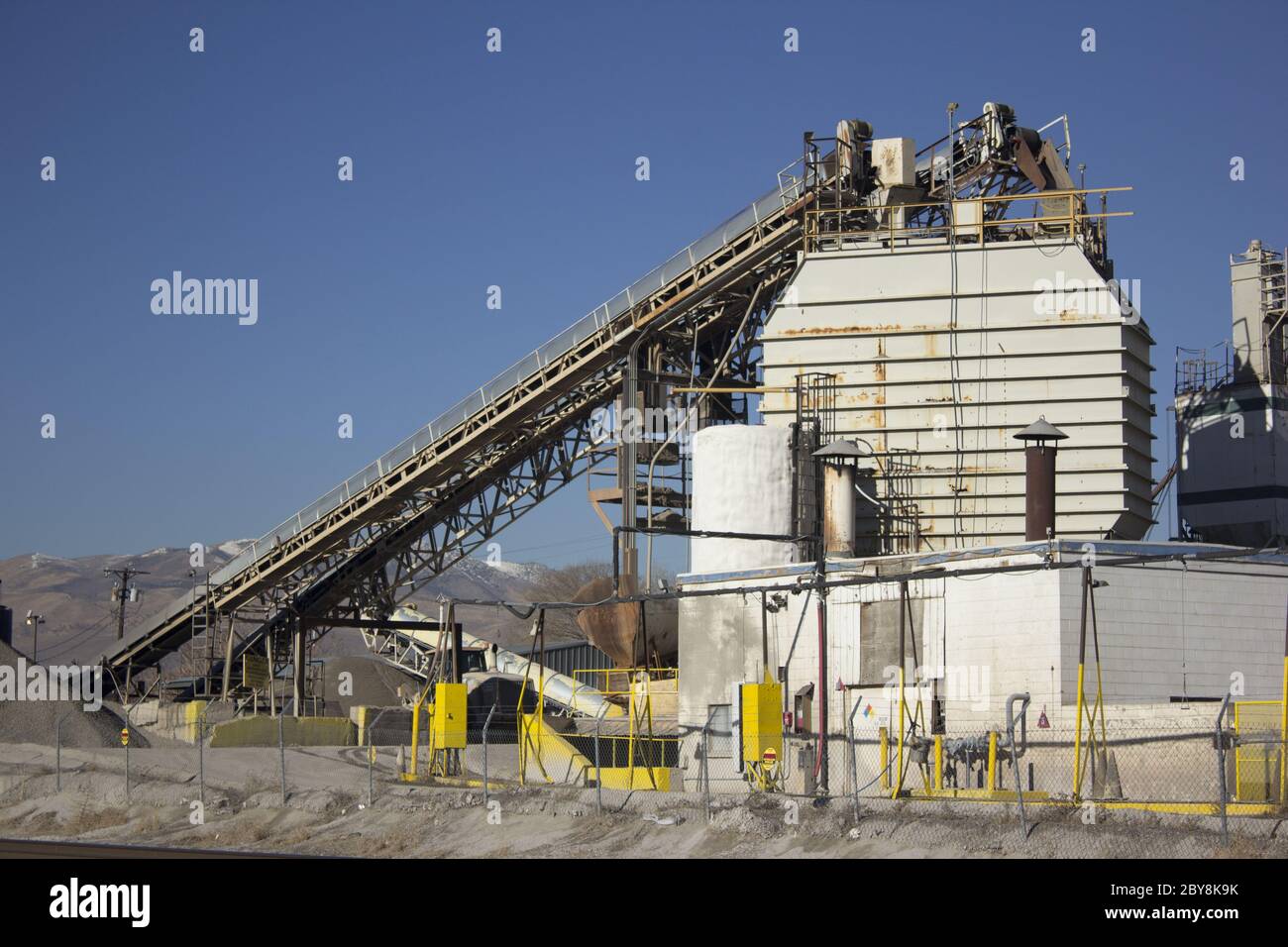 Mineral cement plant factory Stock Photo - Alamy