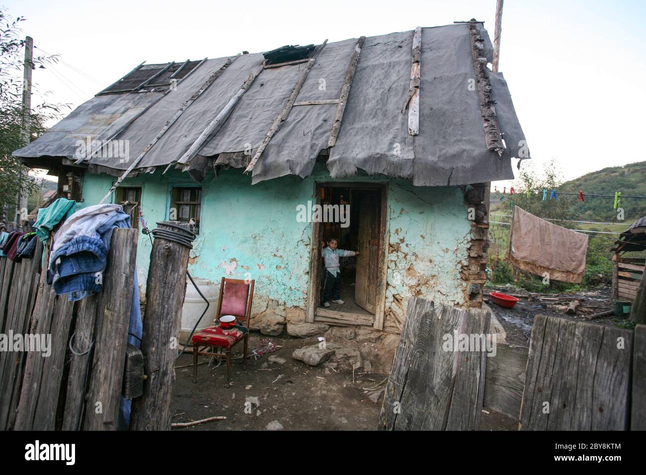 Poverty in romania hi-res stock photography and images - Alamy