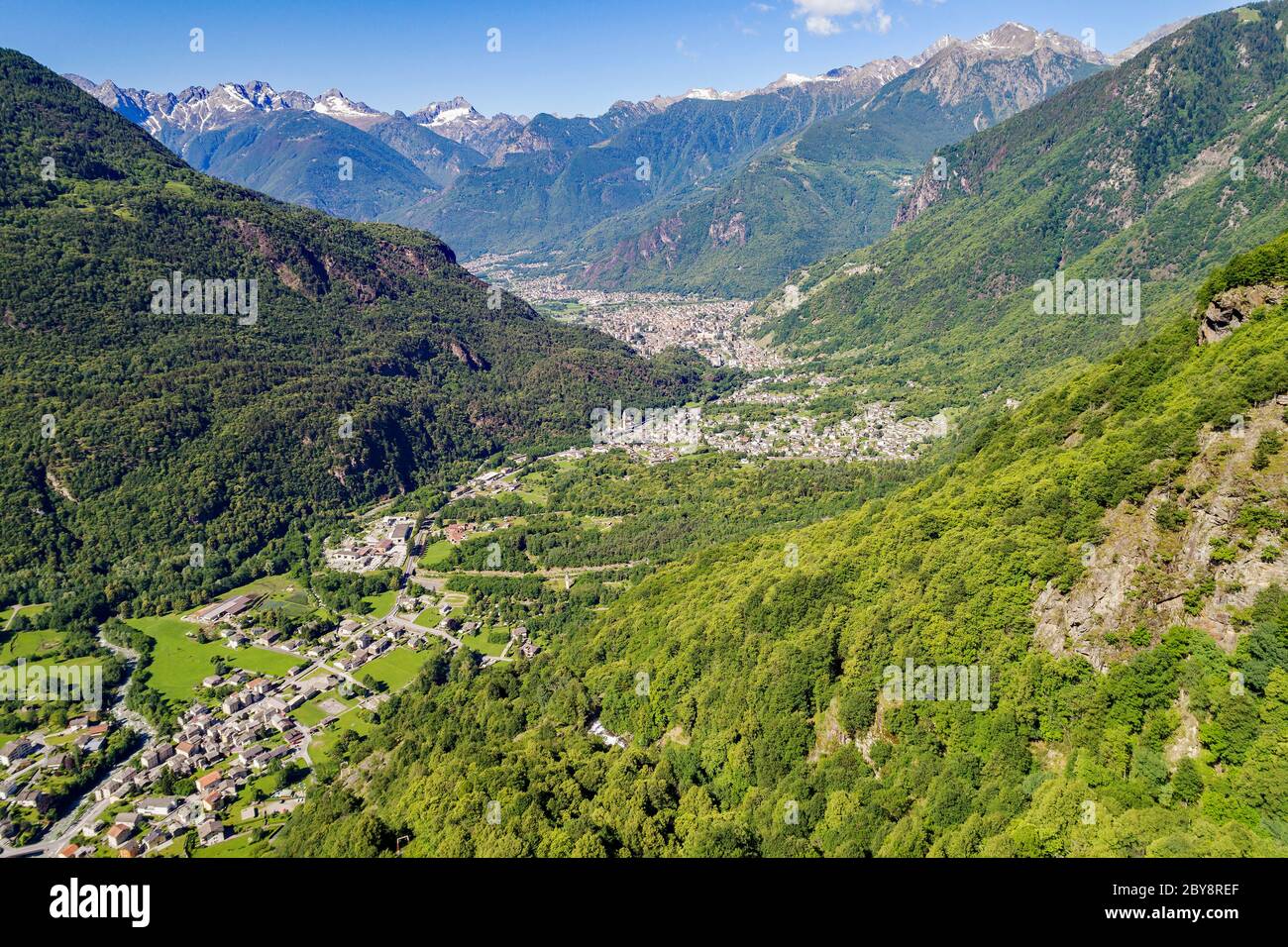 Valchiavenna (IT) - view from Savogno Stock Photo - Alamy