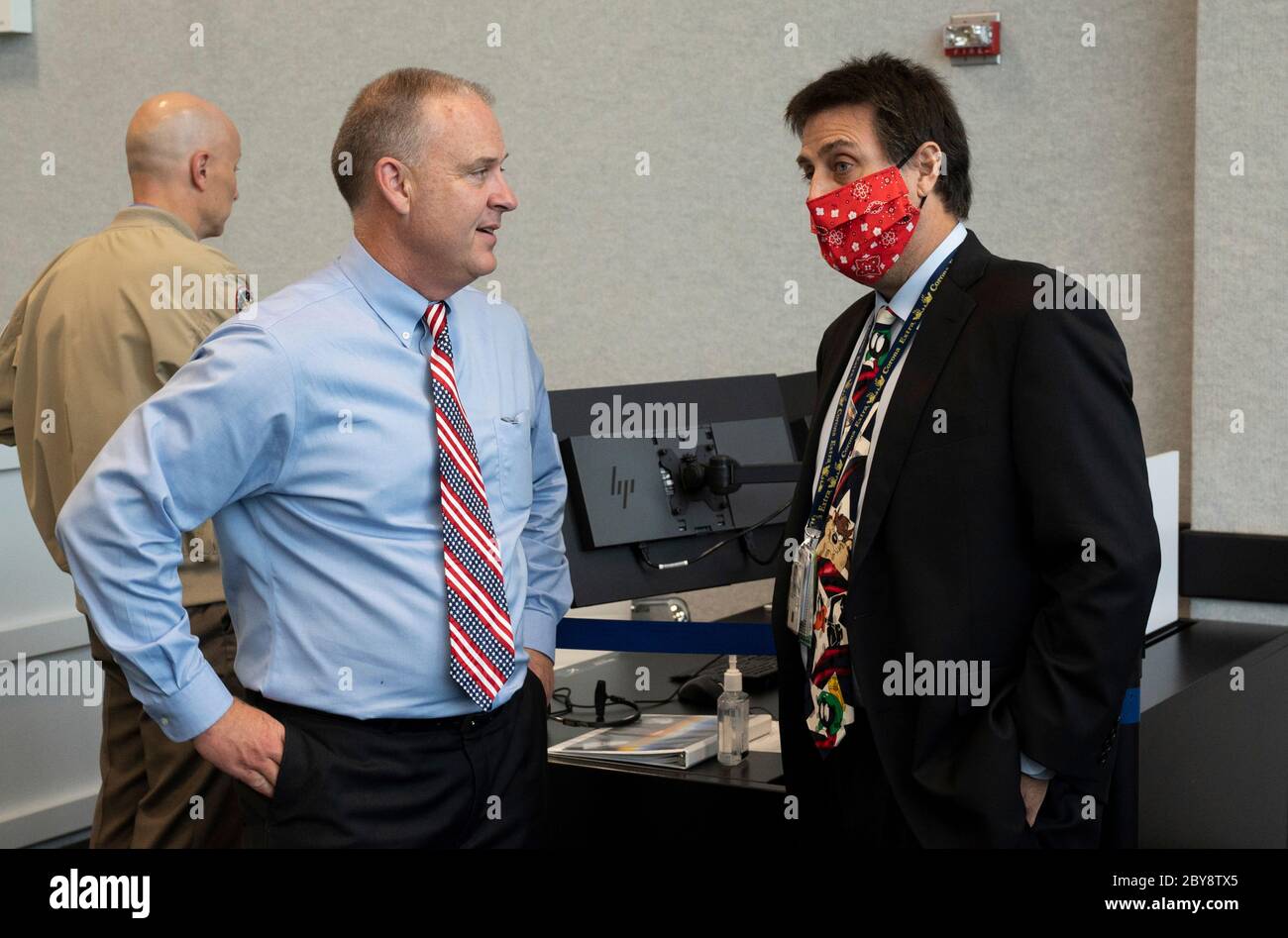 Norm Knight, deputy director of Flight Operations at Johnson Space ...