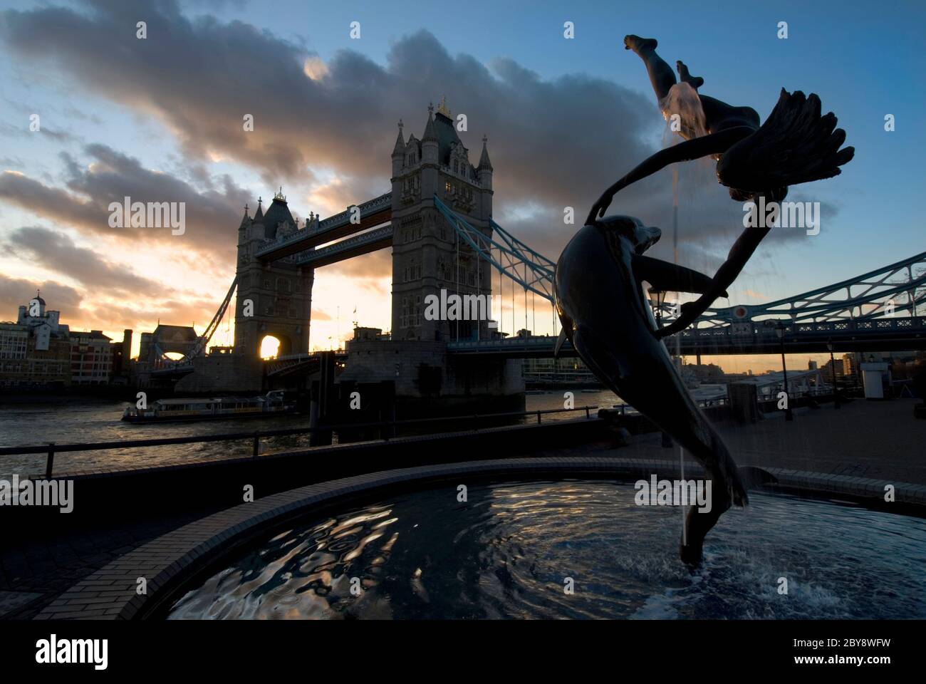 Sunset behind Tower Bridge, London, England, UK Stock Photo - Alamy