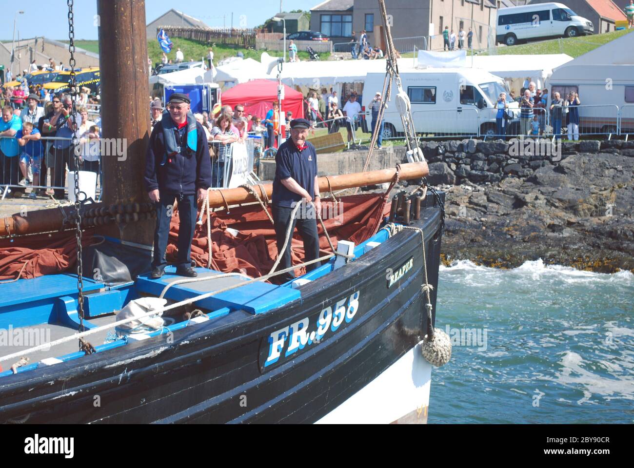 Scottish skiff hi-res stock photography and images - Alamy