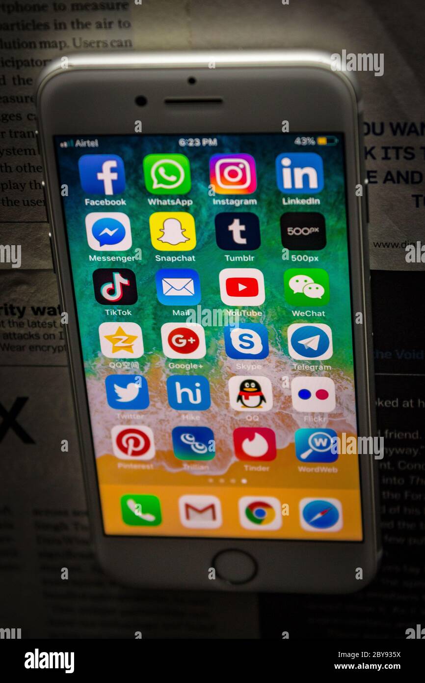 Social media evolution hi-res stock photography and images - Alamy