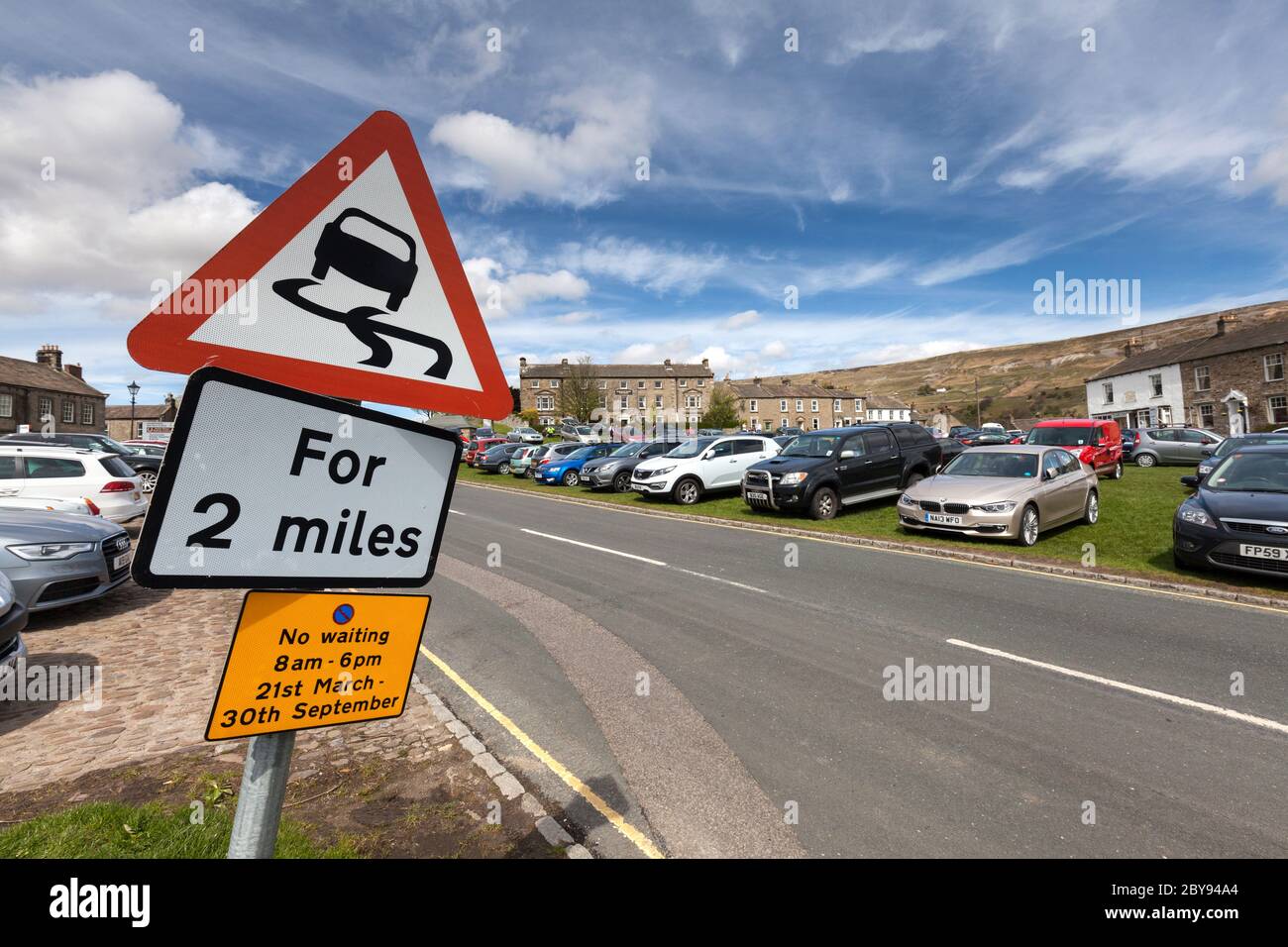 Motorist Warning Sign, Reeth, Yorkshire Dales, England Stock Photo - Alamy