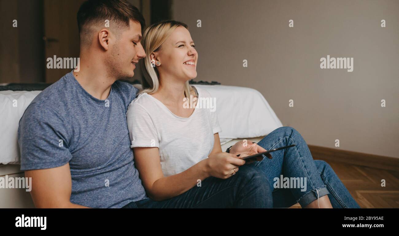 Side view photo of a caucasian woman with blonde hair laughing on the ...